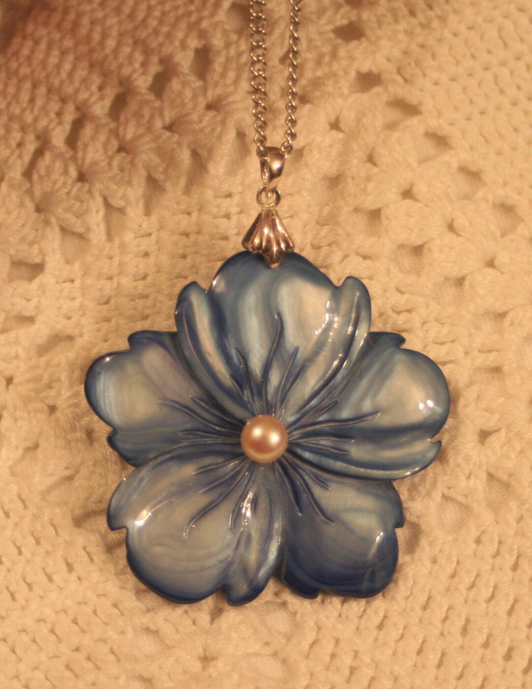 Striking Etch Detailed Sculpted Blue White Marbled Natural Shell Flower ...