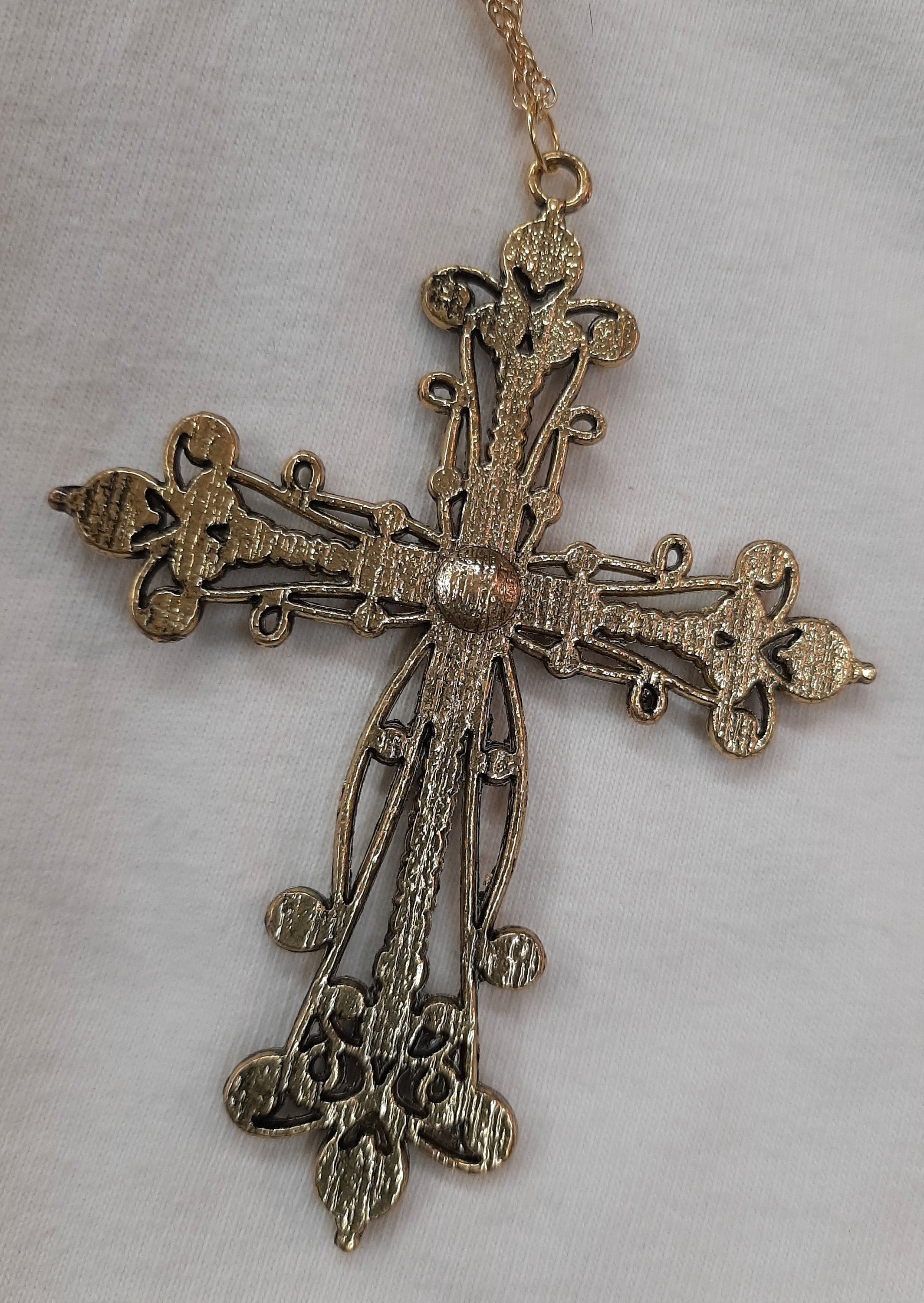 Delightful Large Filigreed Openwork Lacy Swirled Ruby-red Colorred ...