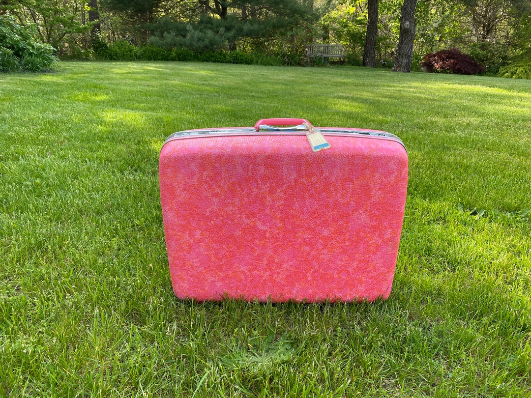 RESERVED Vintage 1960s Samsonite Silhouette Large Hot Pink Hardside ...