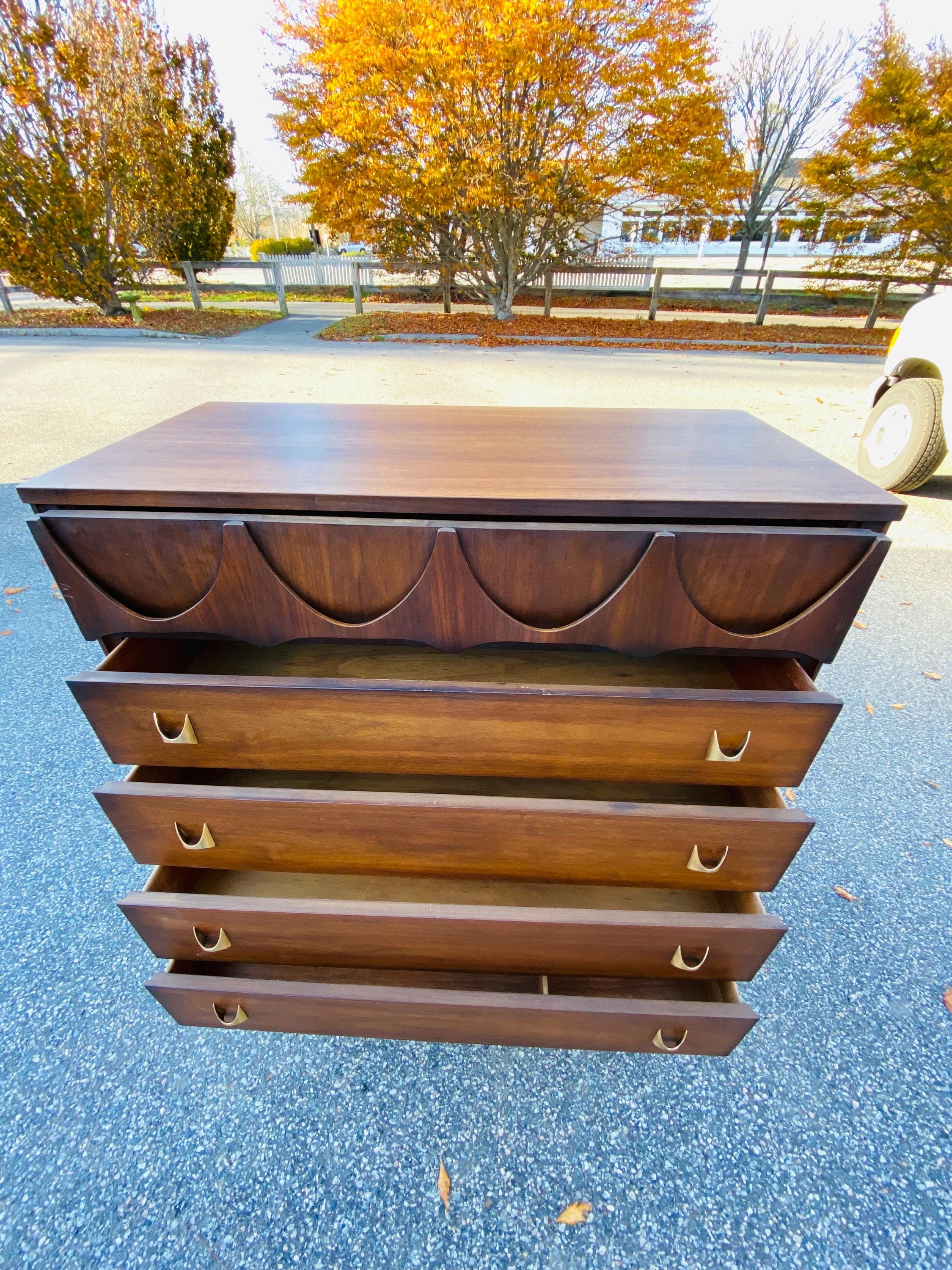 Vintage Broyhill Brasilia Walnut Highboy Dresser, Mid Century Modern ...