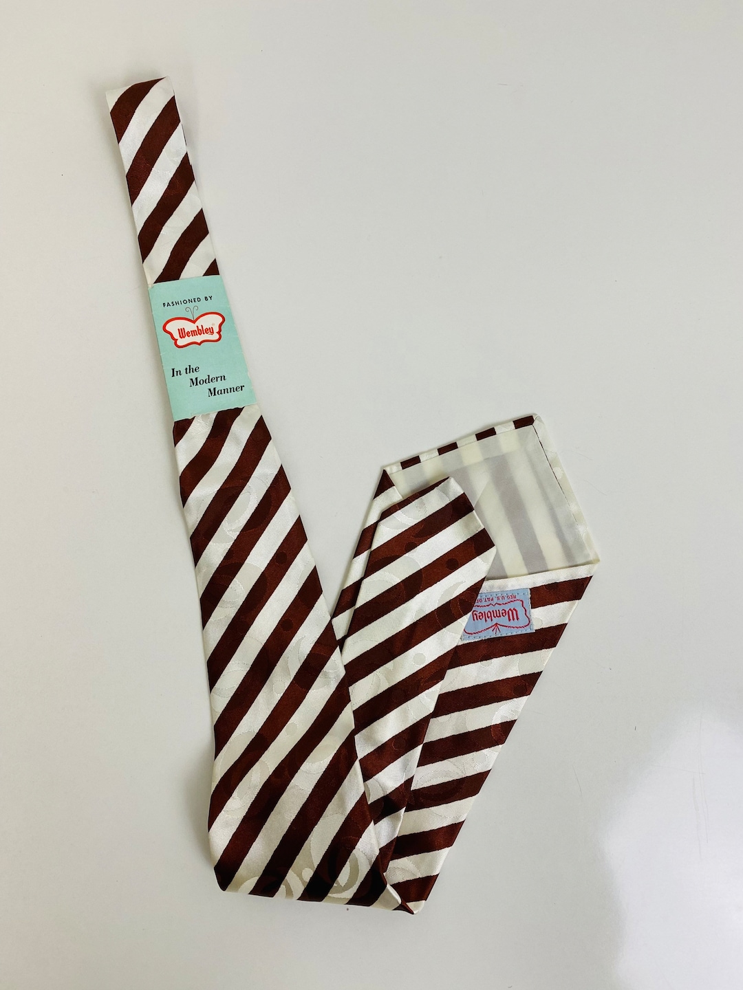 Vintage Wembley Necktie, 1950s Graphic Print Tie, New Old Stock Necktie ...