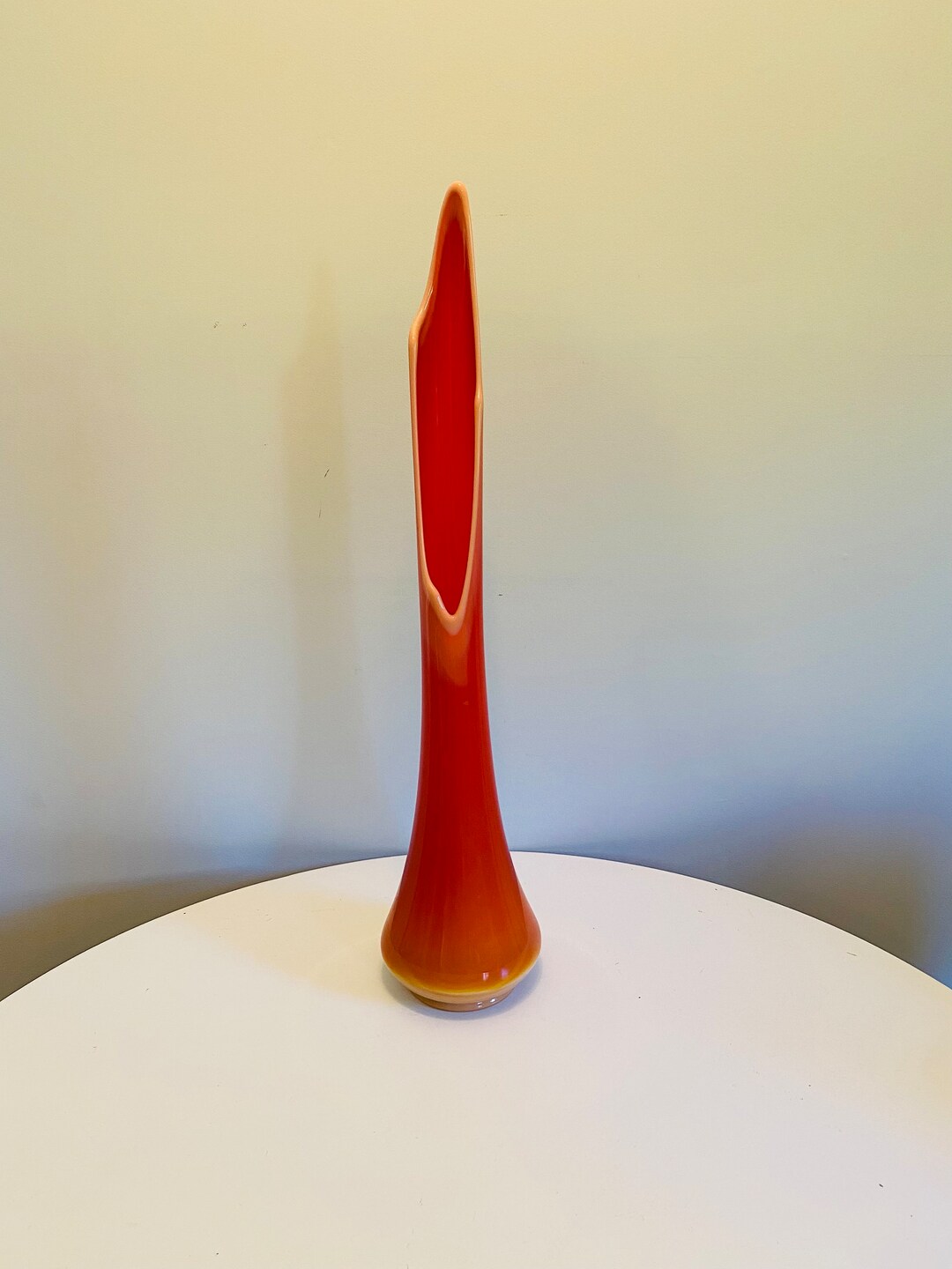 Vintage LE Smith Bittersweet Smoothie Swung Glass Vase, 25 1/2 Tall ...