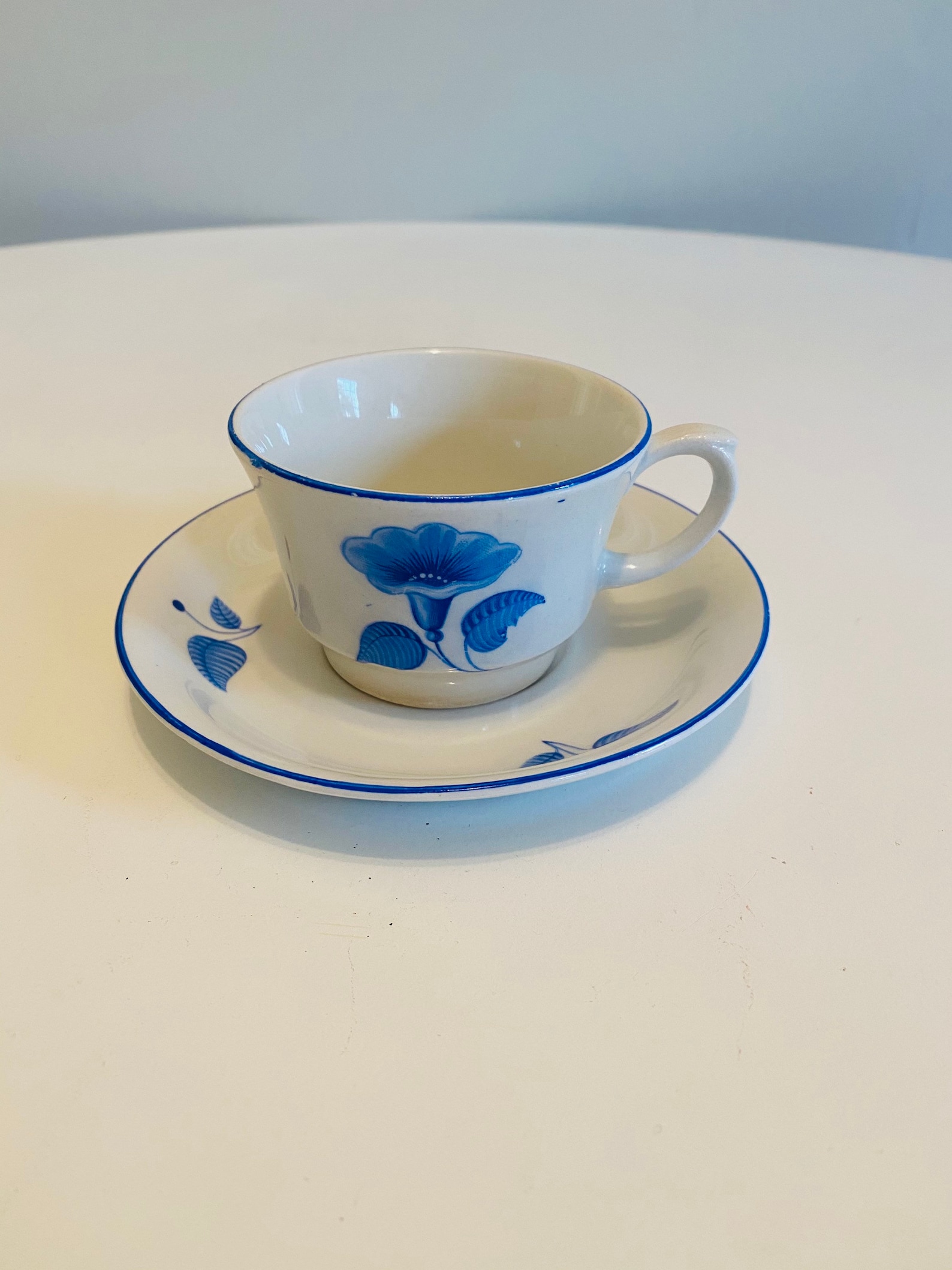 Vintage Arabia Finland Suomi Blue Flower Teacups and Saucers, Made in ...