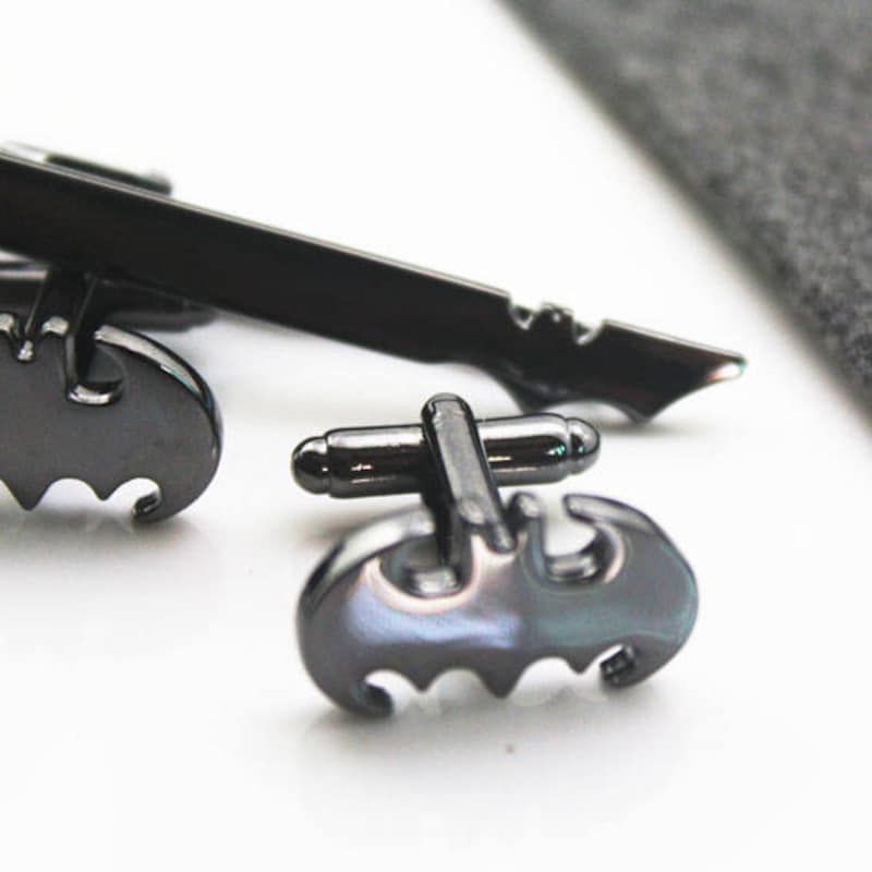Bat Pin - Etsy