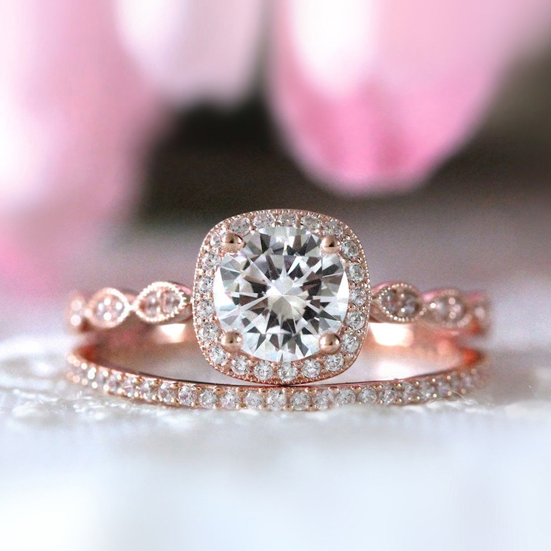 Round Halo Brilliant Cut Bridal Set Diamond Engagement Ring Set Pave ...