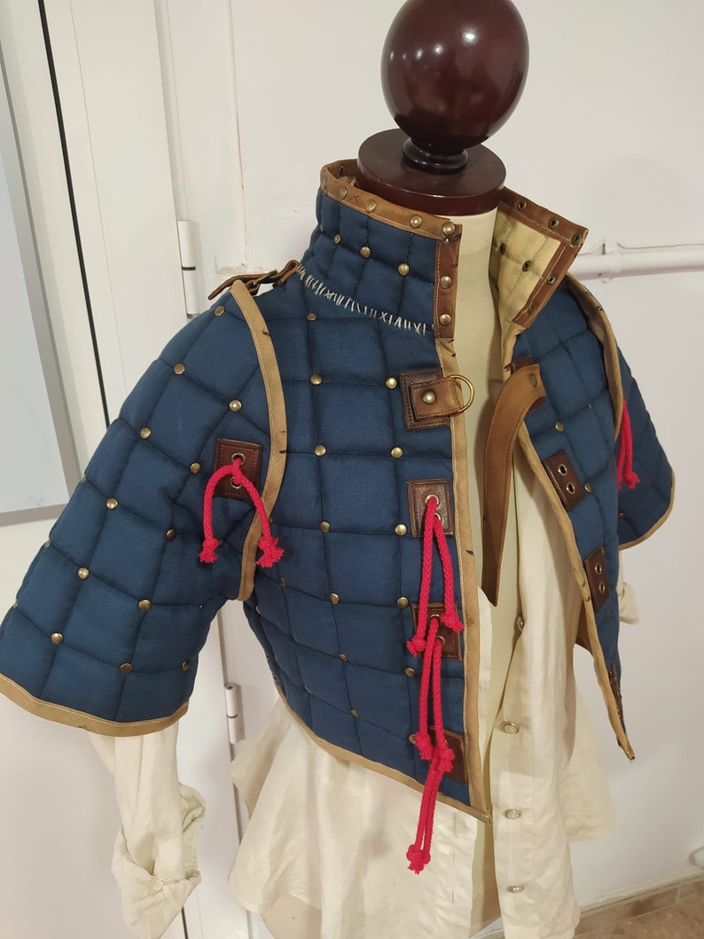 Gambeson Padded Armor Ves Cosplay the Witcher - Etsy