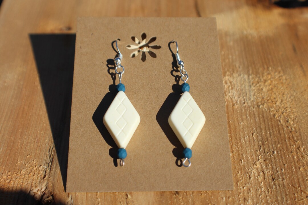 Cream Colored Etched Diamond Bead With Dark Blue Matte and - Etsy