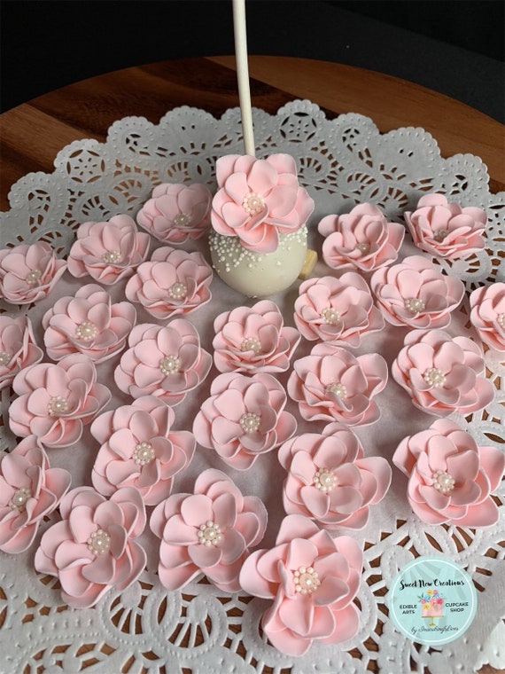Candy Flowers For Cupcakes Easy And Sweet Flower Decorations For