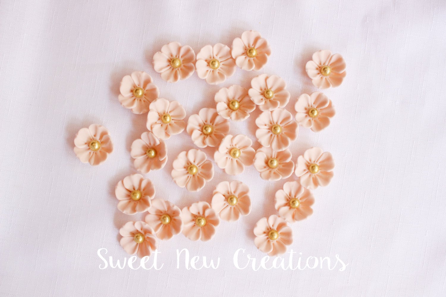 Fondant Flowers Small 1.5 Mini Edible Flowers Cream Gold - Etsy