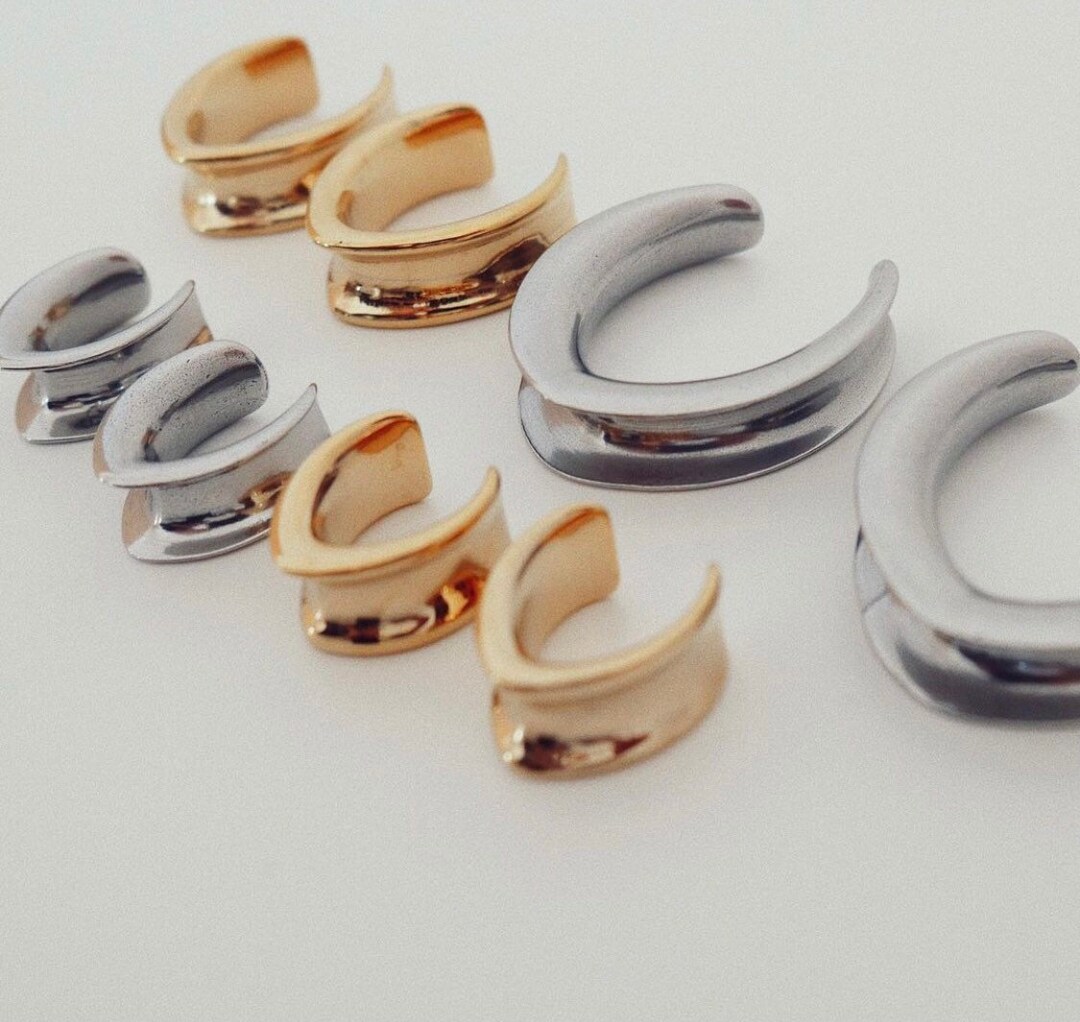 V-SHAPED HANGERS - Etsy