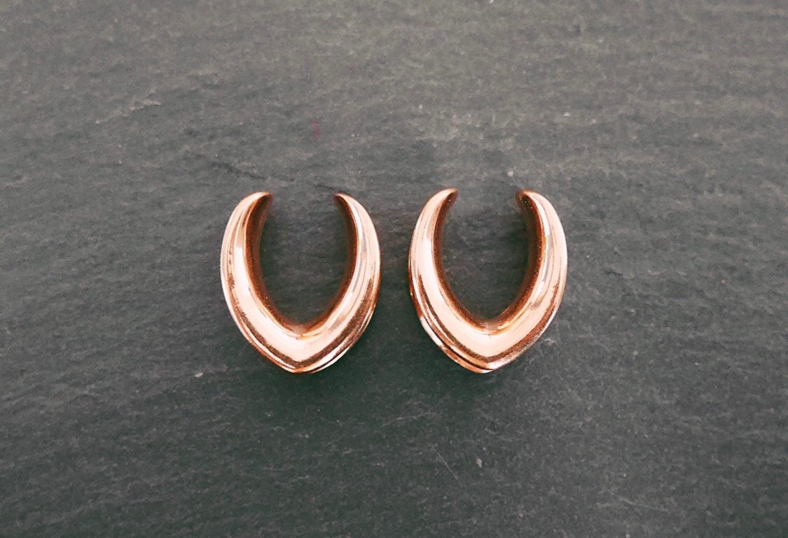 V-SHAPED HANGERS | Etsy