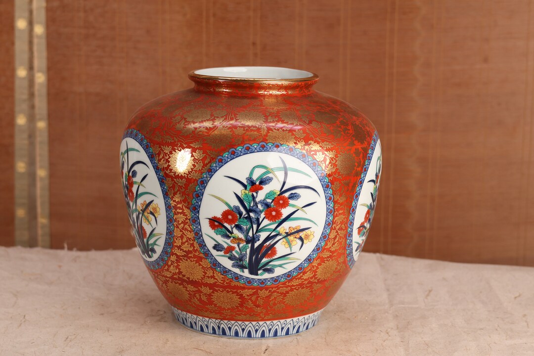 Vintage Japanese Porcelain Shibata Vase With Flowers Gold Trim 24A-49-8 ...