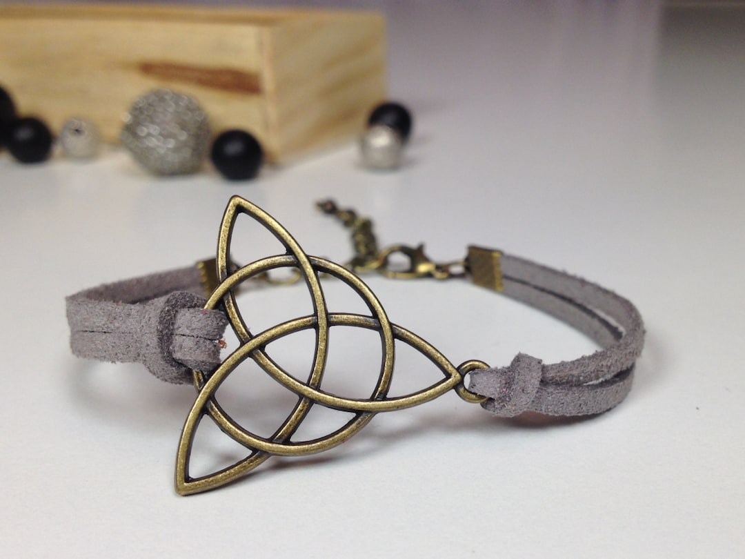 Celtic Triangle Bracelet 24 Colors Triquetra Bracelet Trinity Bracelet ...