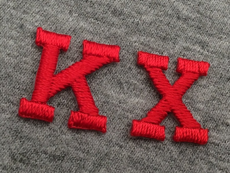 Iron on embroidered letters embroidery applique red letters - Etsy Italia