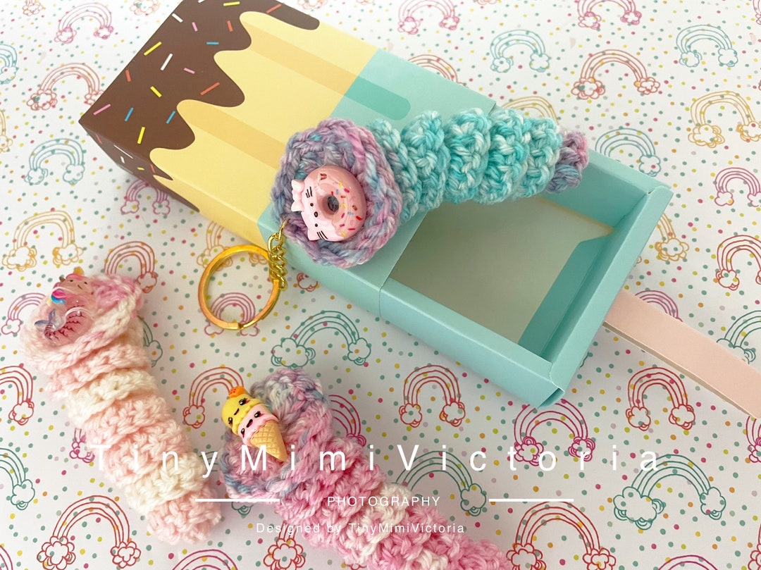 Autism Worry Worm Unicorn Rainbow Stress Reliever Keyring Autism ...