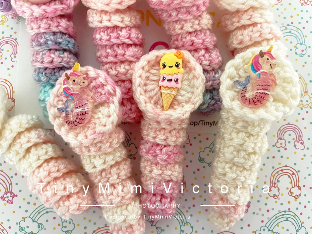 Rainbow Multicolor Worry Worm Unicorn Rainbow Stress Reliever Keyring ...