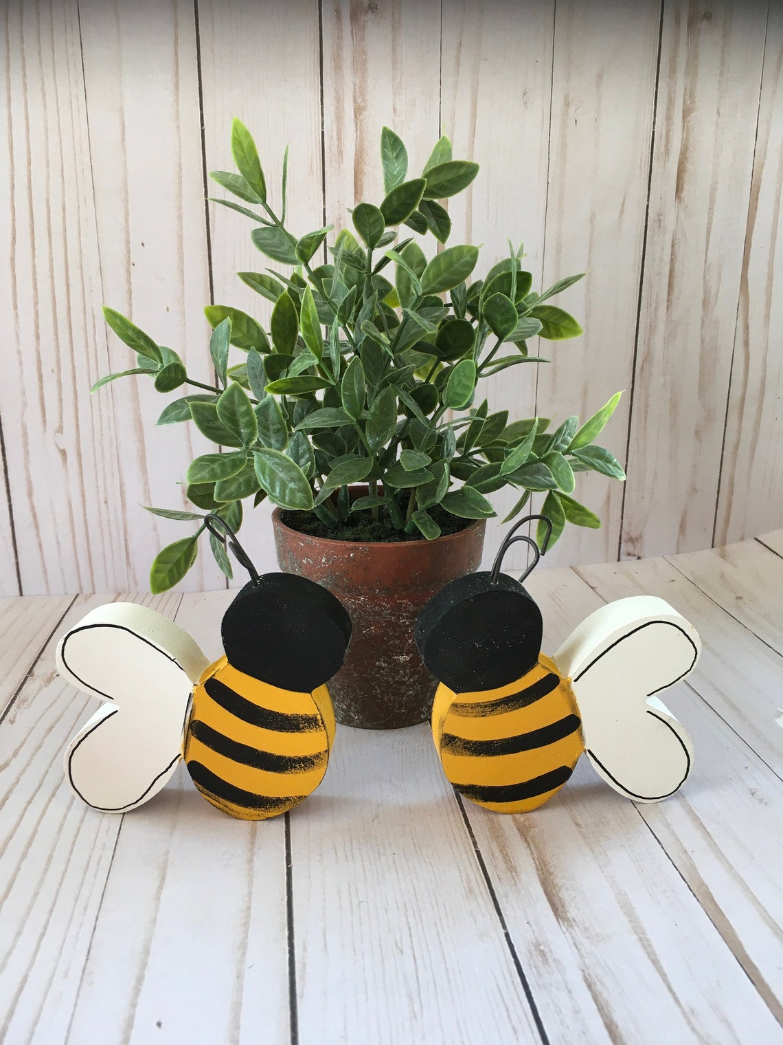 Wood Bee, Bee Decor, Set of 2, Bee Tiered Tray, Honey Bee Decor, Bee ...
