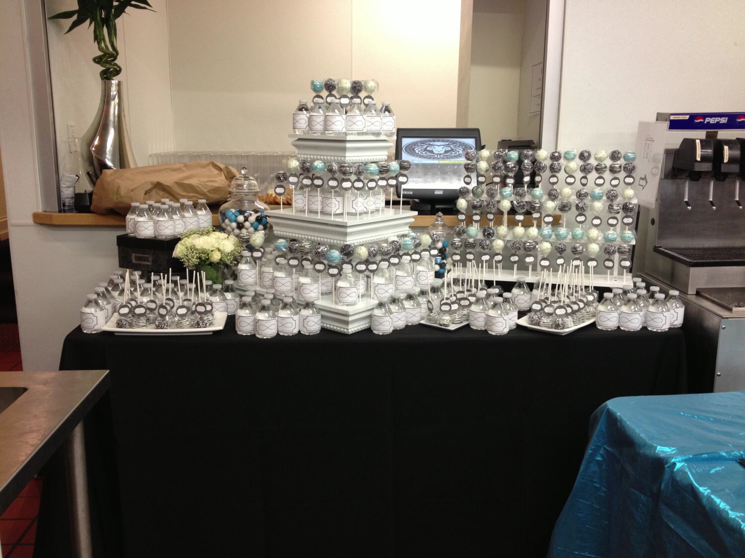 Bleacher Seat Style Cake Pop Stand. Holds 240 Cake Pops or 72 Cupcakes ...