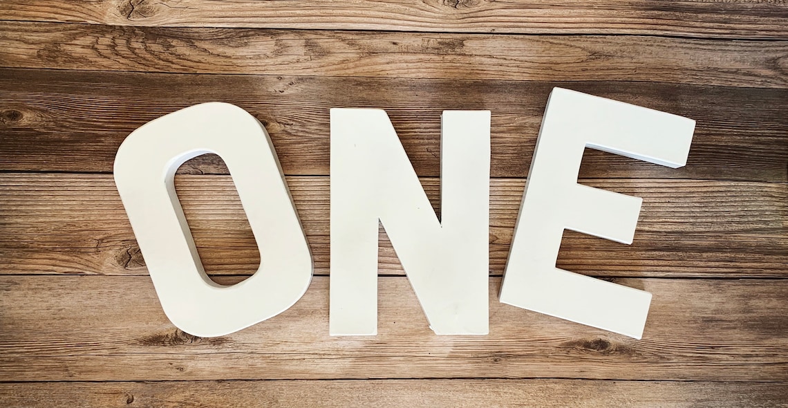 White Stand up ONE Letter Sign-first Birthday-photo Prop-party - Etsy