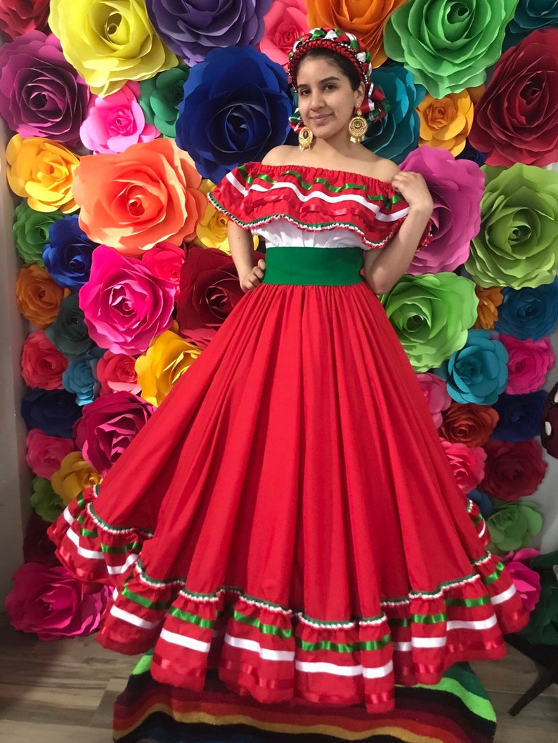 Robe Mexicaine Moderne