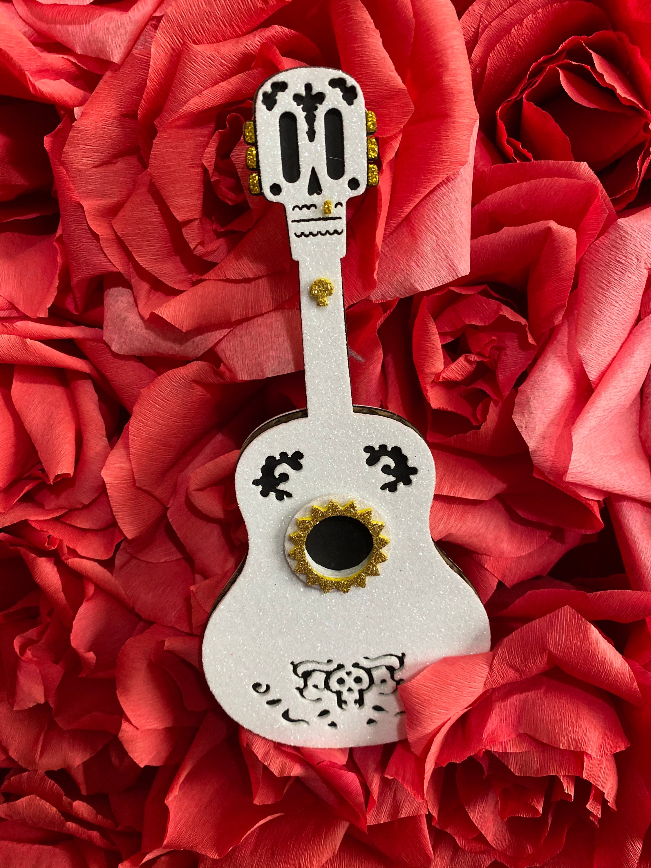 Cardboard White Glitter Foamy Guitar 1-8 Inches Mini Guitar for ...