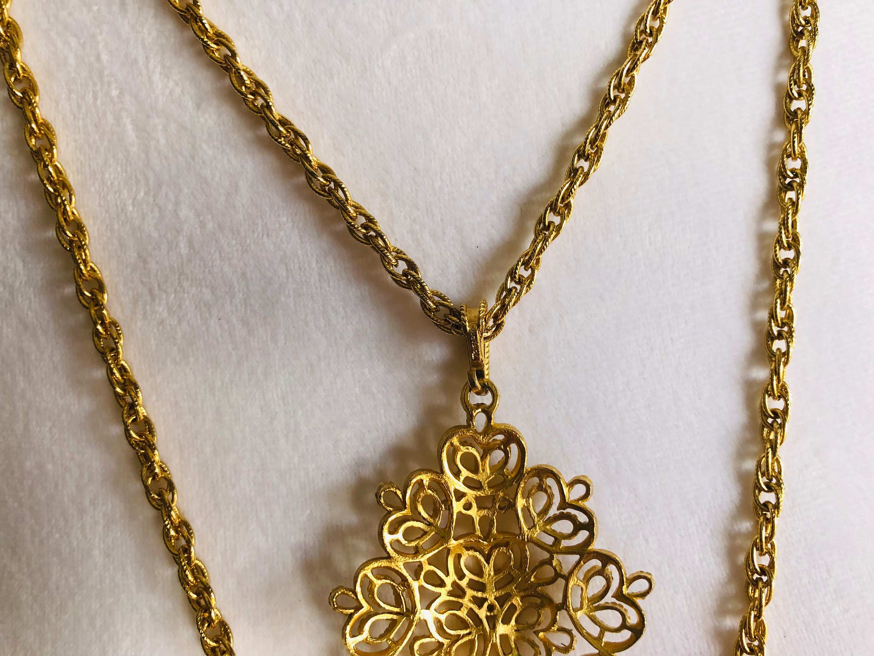 Vintage Trifari Gold Necklace With Filigree Pendant - Etsy