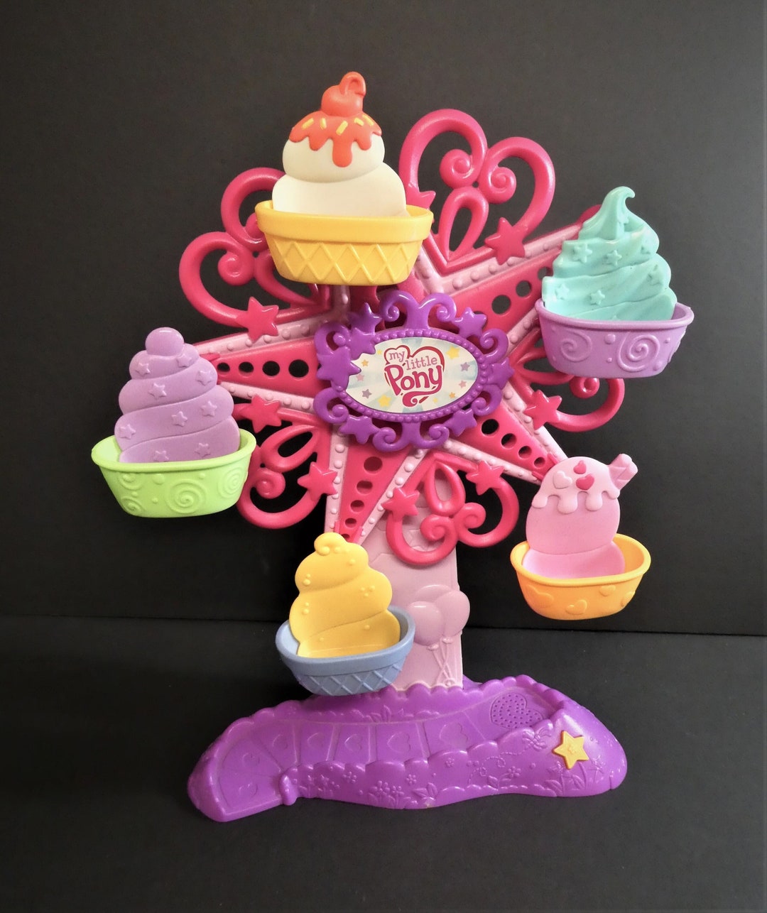 Vintage My Little Pony Ponyville Ferris Wheel/musical Toy/collectible ...