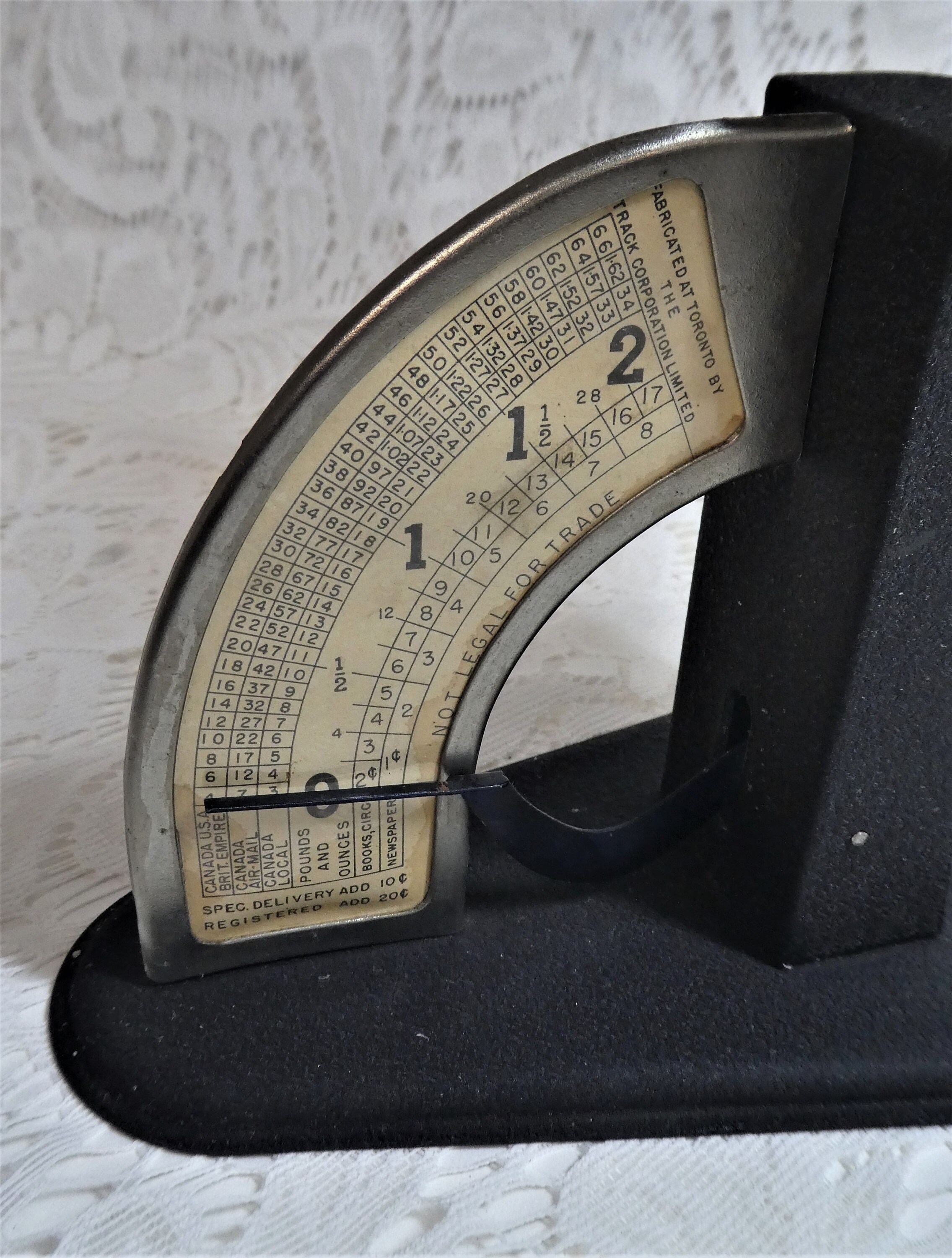Vintage POSTAL SCALE/2 Pound Mail Scale/wadico Pennyweight Scale/retro ...