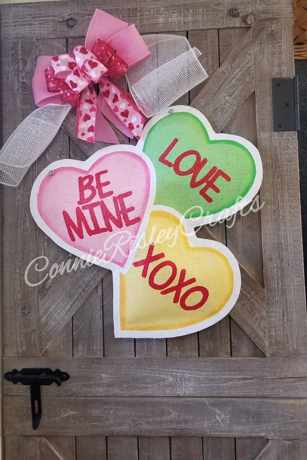 30 Fabulous Valentine’s Day Door Decorations {Hangers, Wreaths & More!}