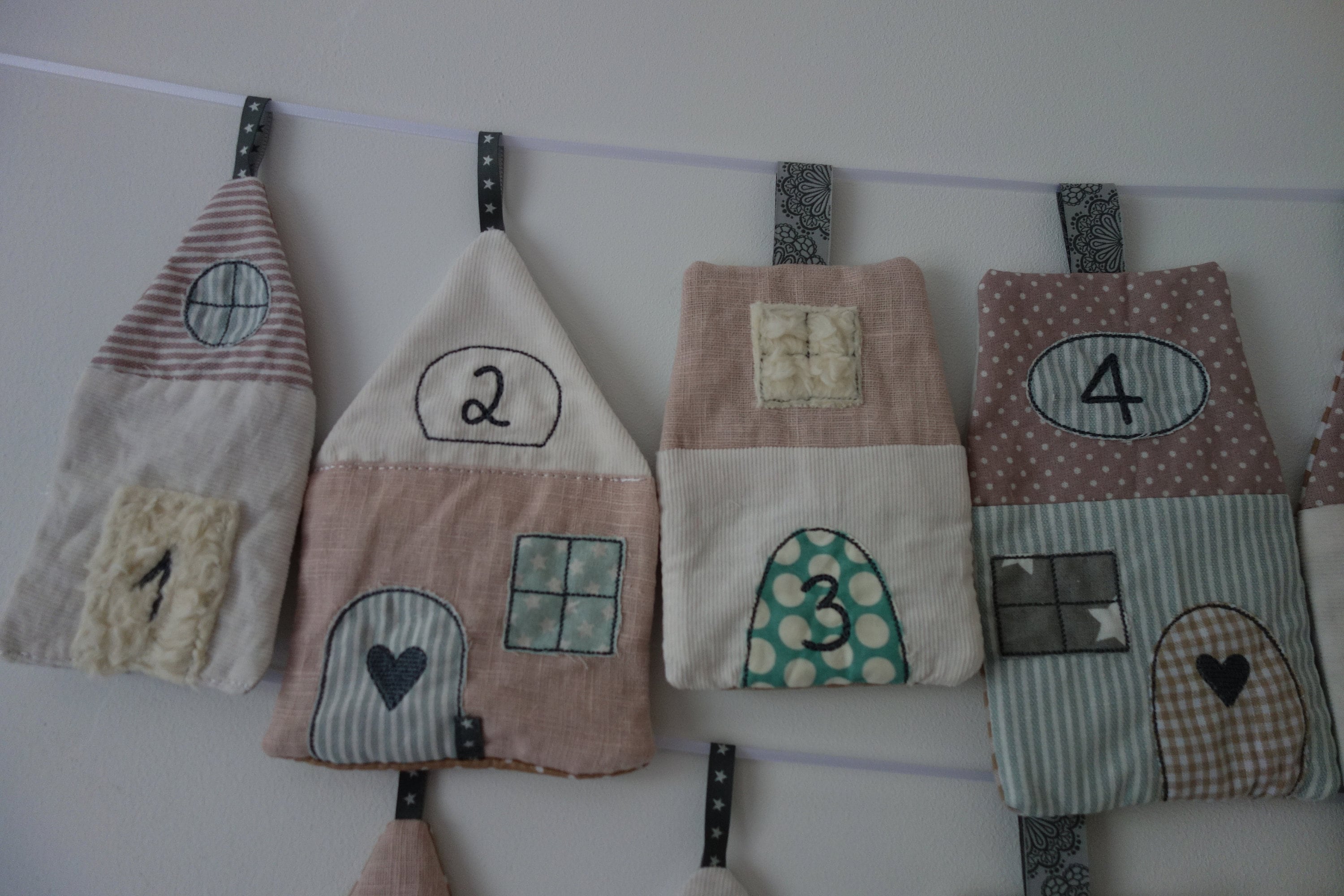 Sewn Advent Calendar Fabric Houses Christmas Village Old Pink Pastel ...