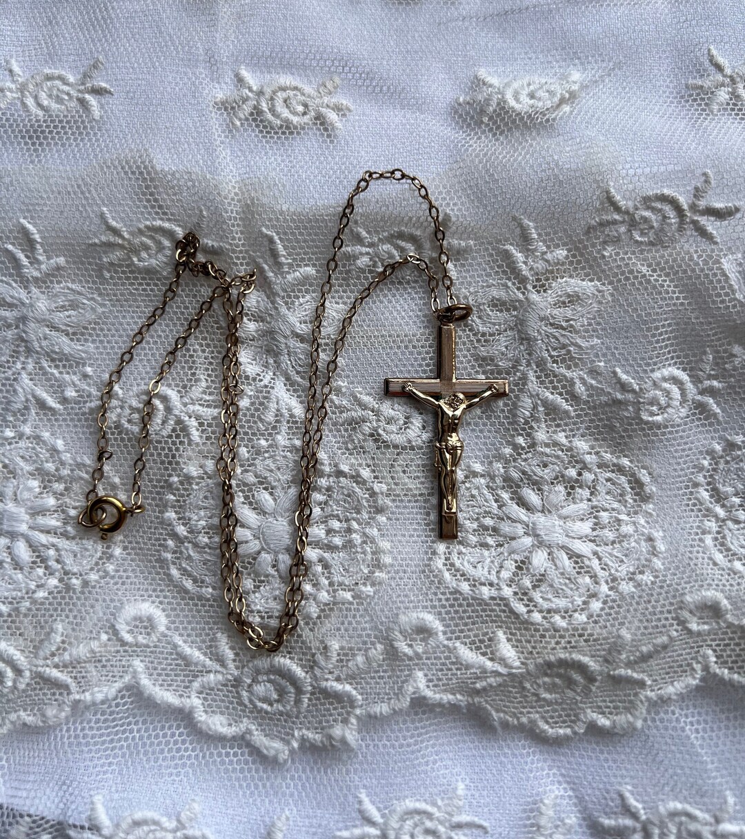 Golden Crucifix and Chain Rolled Gold Crucifix Pendant Catholic ...