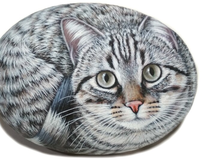 Hand Painted Stone Pretty Tabby Cat! Rock Painting Animals, Cat Painted ...