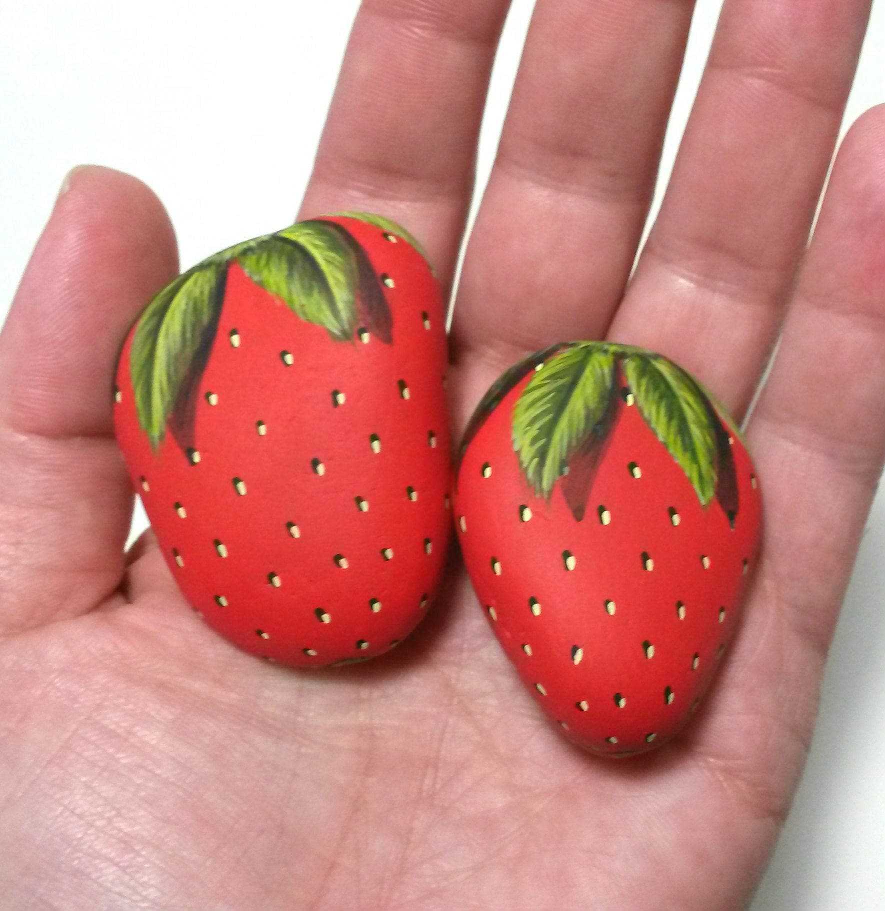 Hand-painted Strawberry Stone: Acrylic Beach Stone Art - Etsy