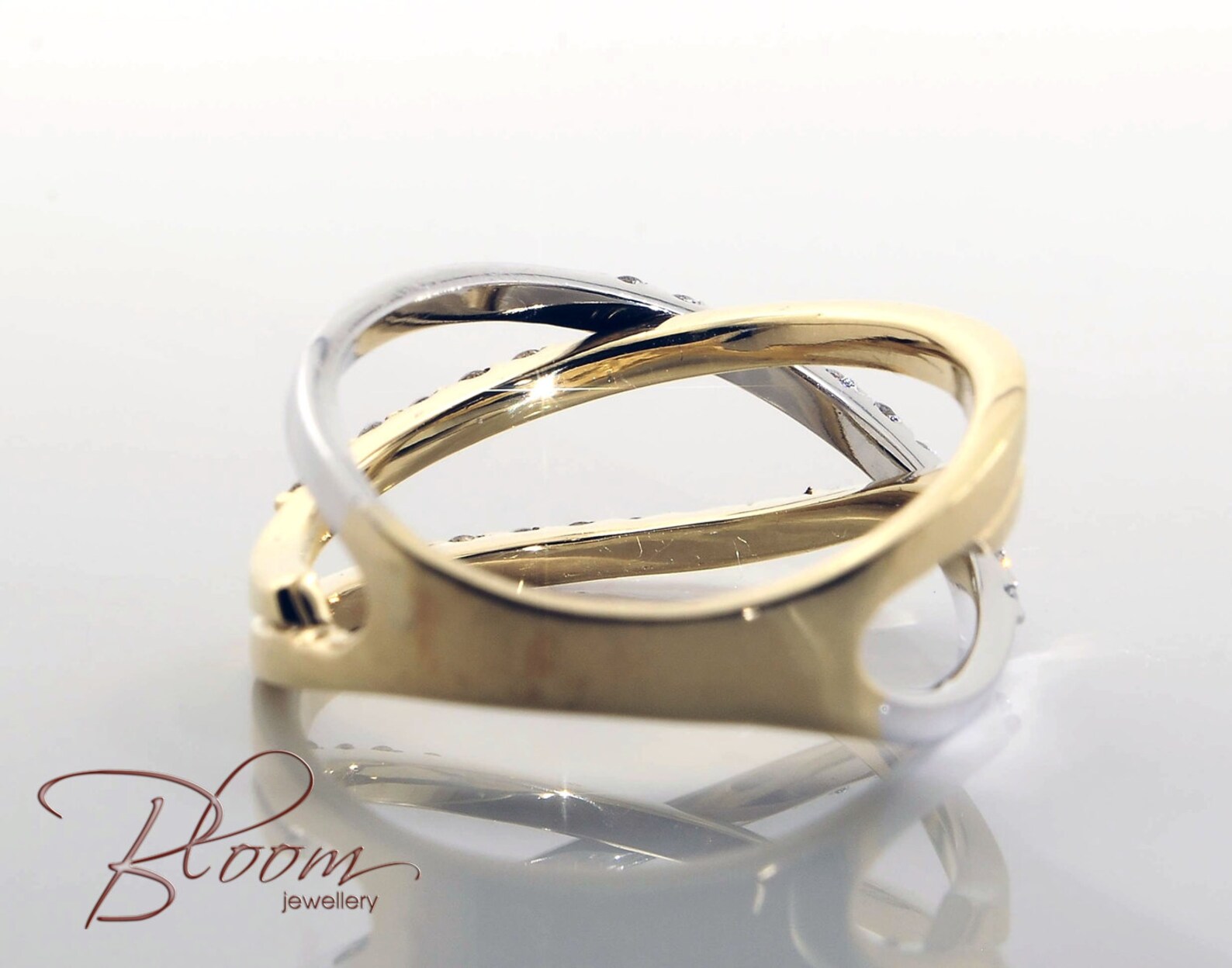 Overlapping Diamond Ring 18K Solid Gold Crossed Shank | Etsy