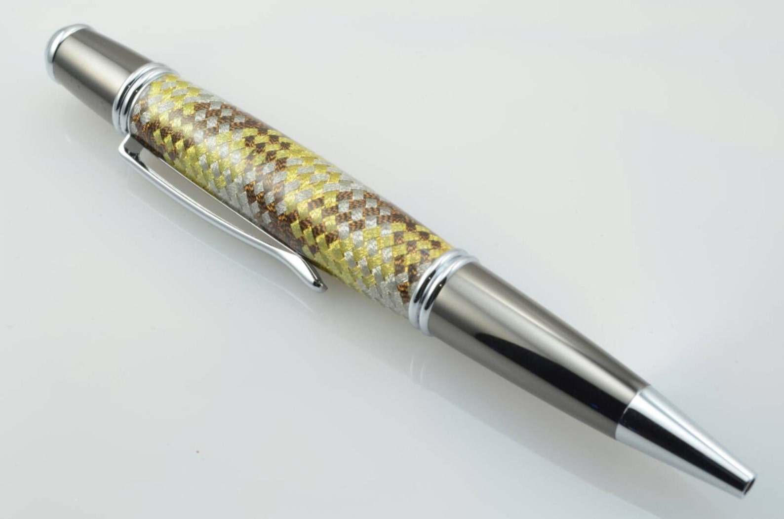 Ballpoint Pen With Metal Mesh and Acrylic Barrel, Writing Pen ...