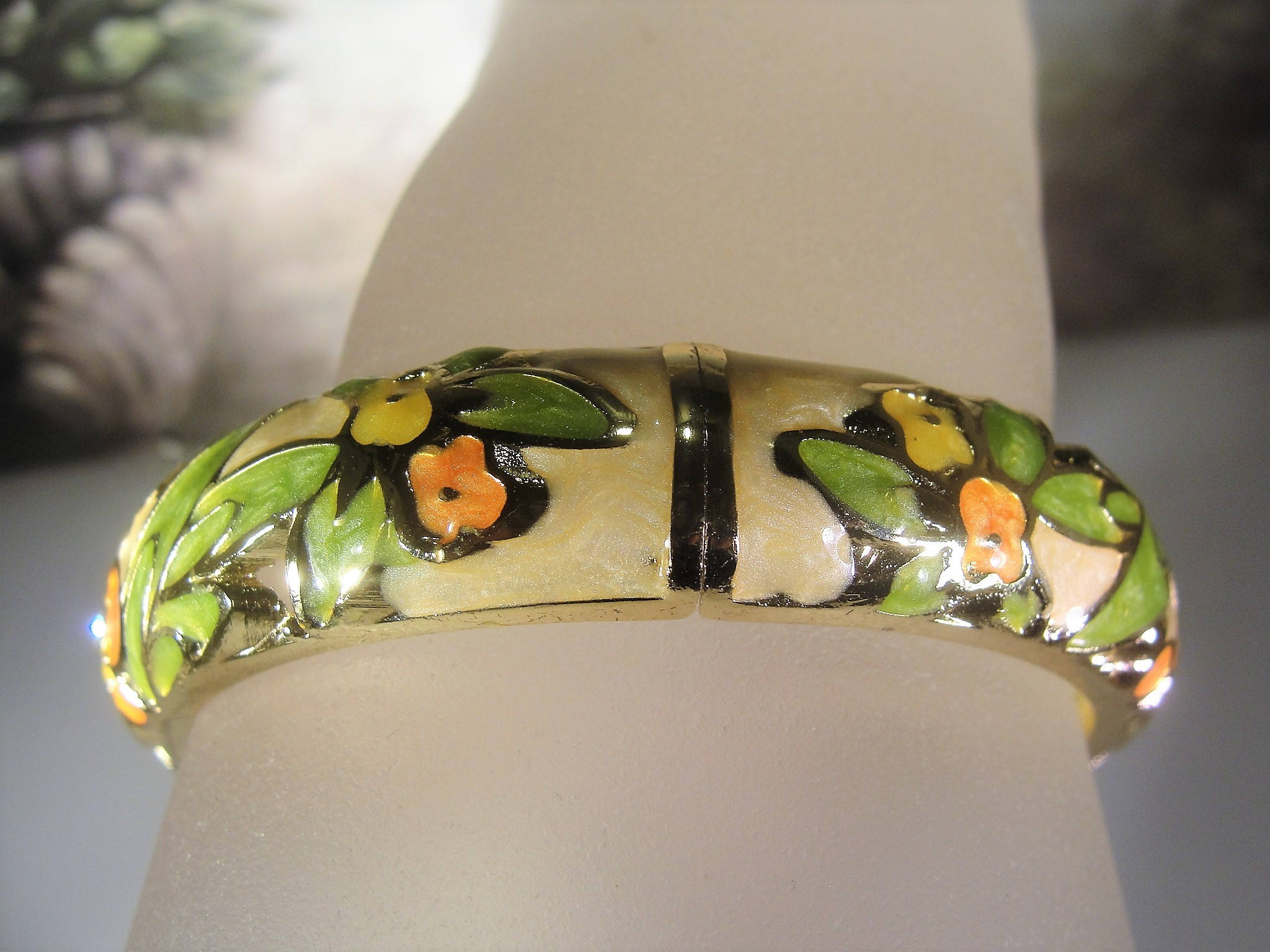 Vintage Jiu Long Xing Cloisonne Enamel Flower Bangle with Gold Gilt ...