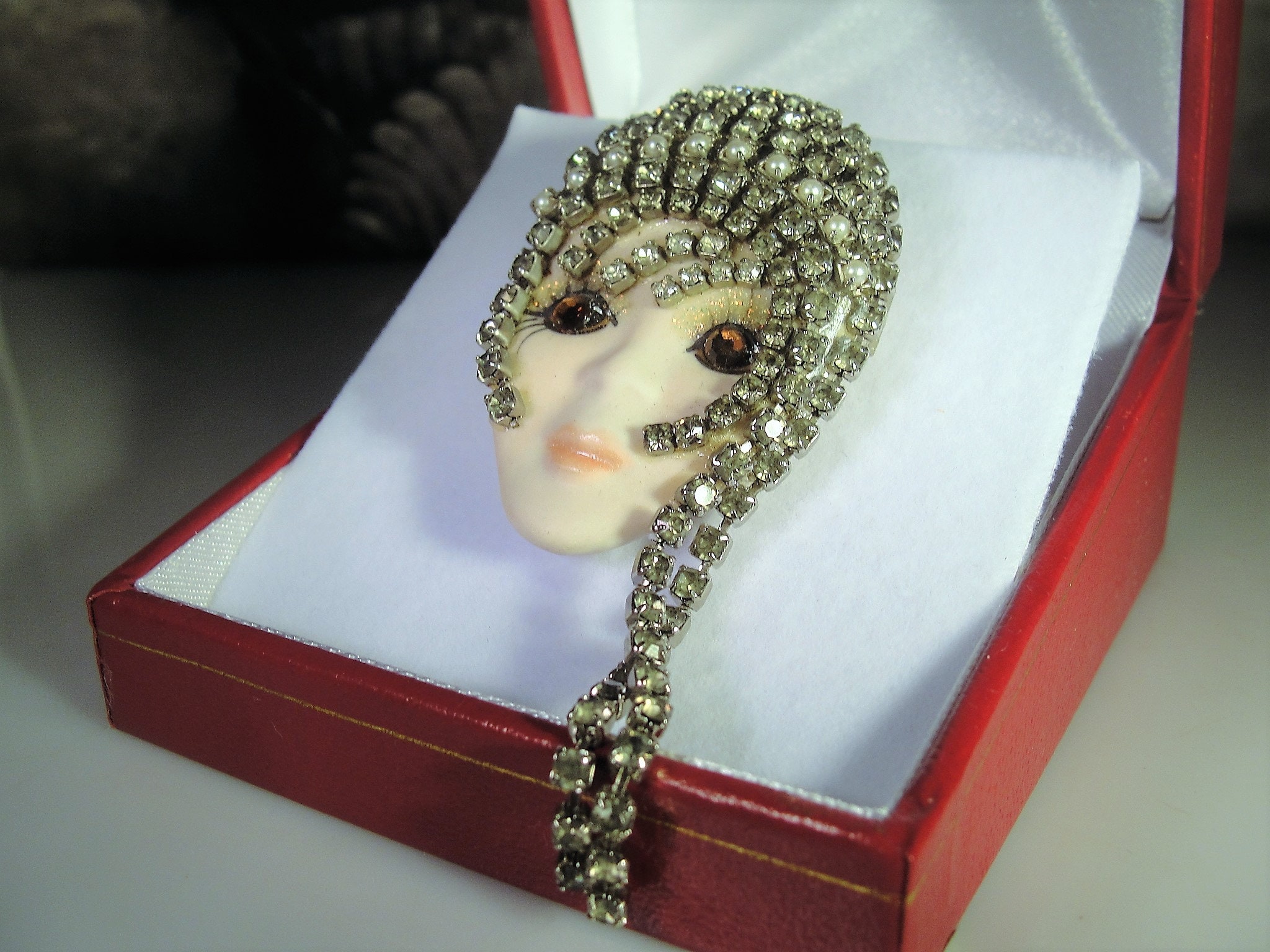 Porcelain Rhinestone Seed Pearl Flapper Face Brooch, JEAN DESIGN ...