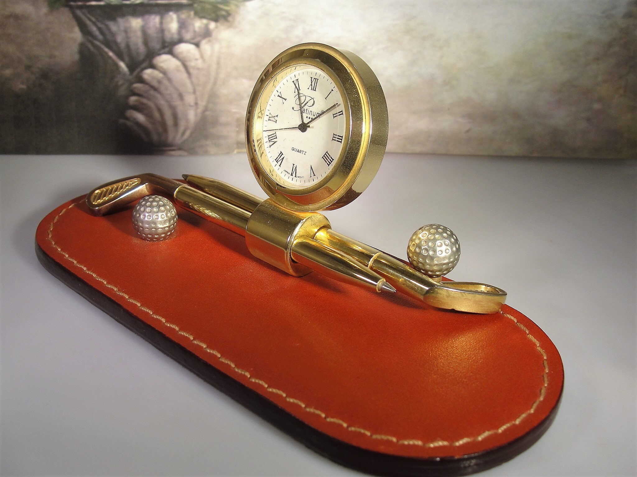 PLATINUM: Golf Pen and Clock Desk Set, Consists of two Golf Club Pens ...