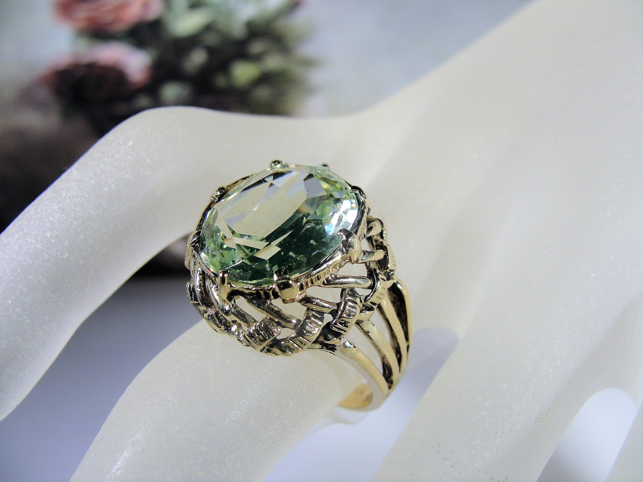 Spinel Ring, 10K Pale Green Spinel Ring, Basket Weave Art Deco Mounting ...