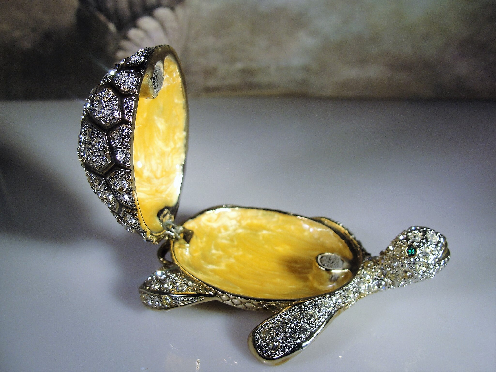 Rhinestone Encrusted Gold Guilt Magnetic Turtle Trinket Box, Ring ...