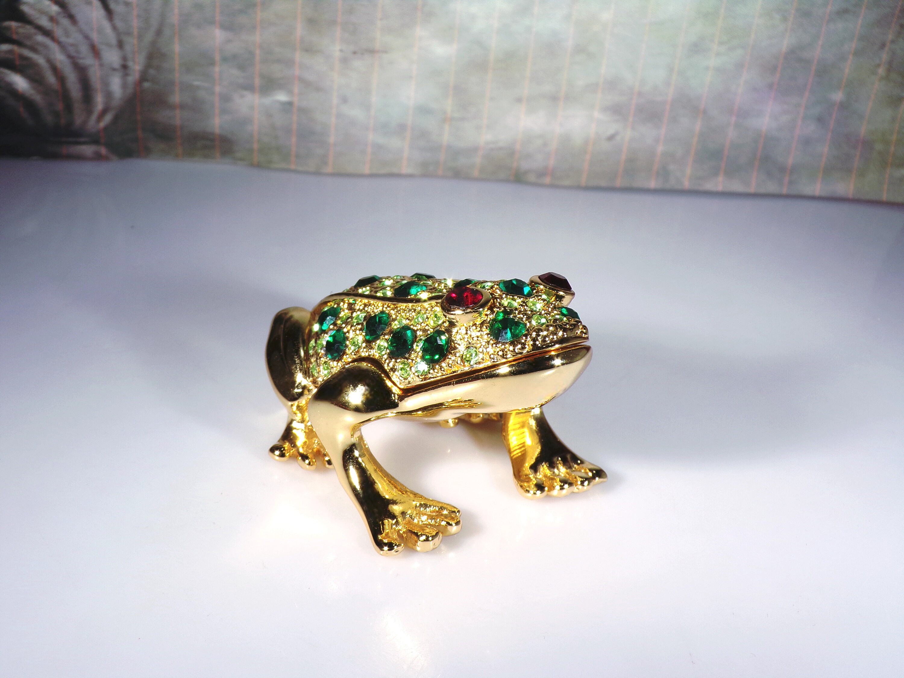 ROYAL GEM COLLECTION Rhinestone Encrusted Frog Trinket Box with Green ...