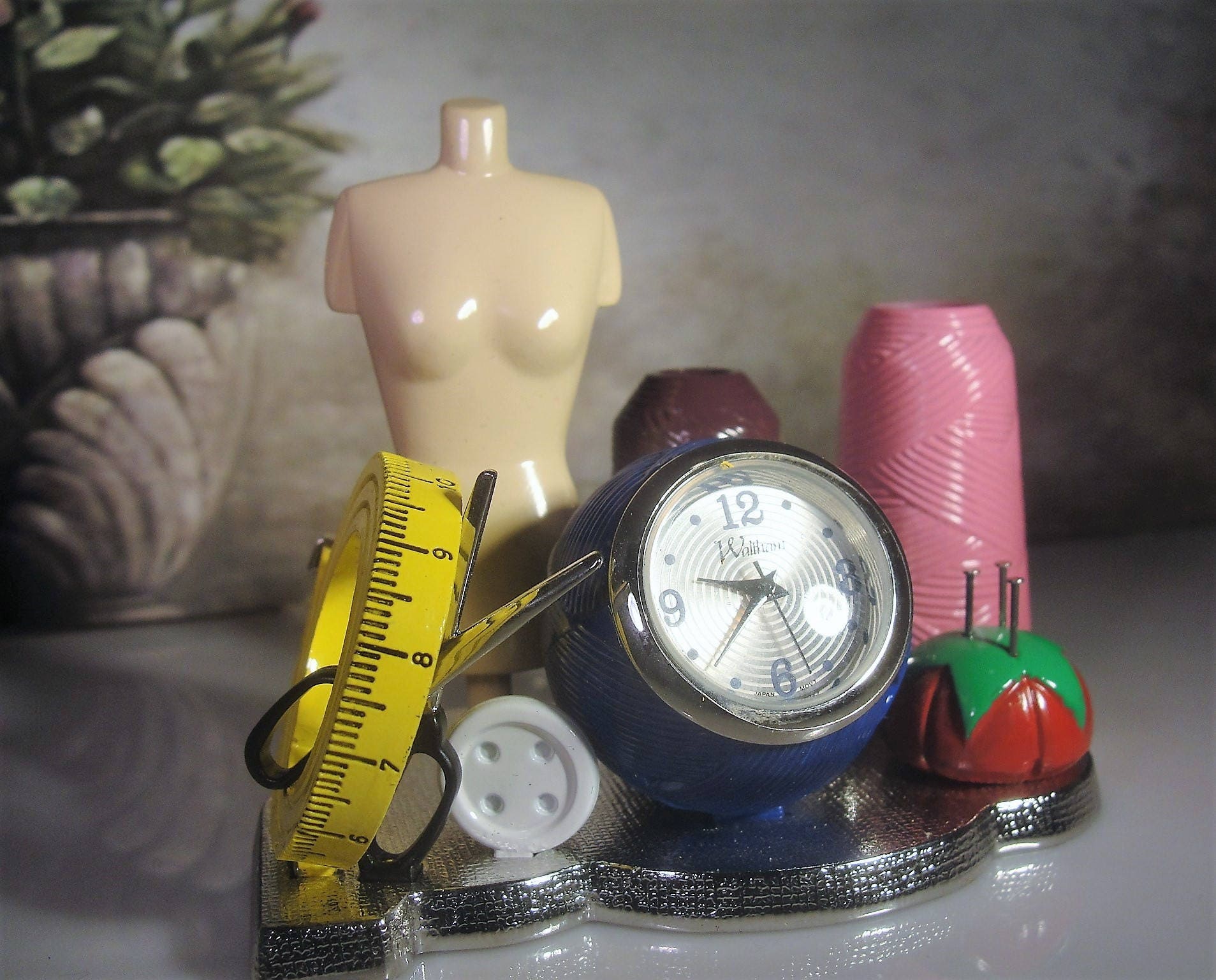 WALTHAM Miniature Clock, Sewing Clock, Miniature Sewing Theme Clock ...