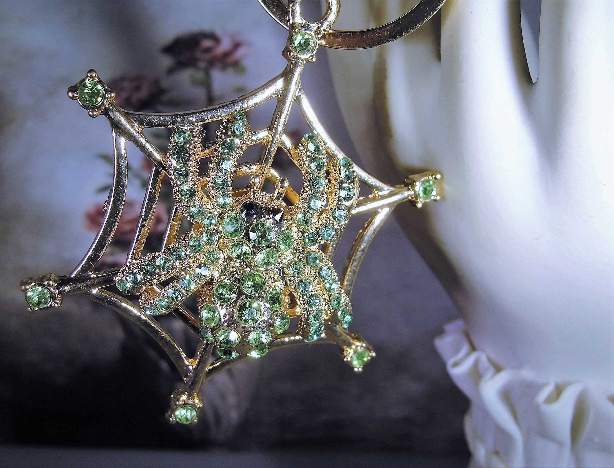 Green Peridot Rhinestone Encrusted Spider Key Chain, Spider Purse Charm ...