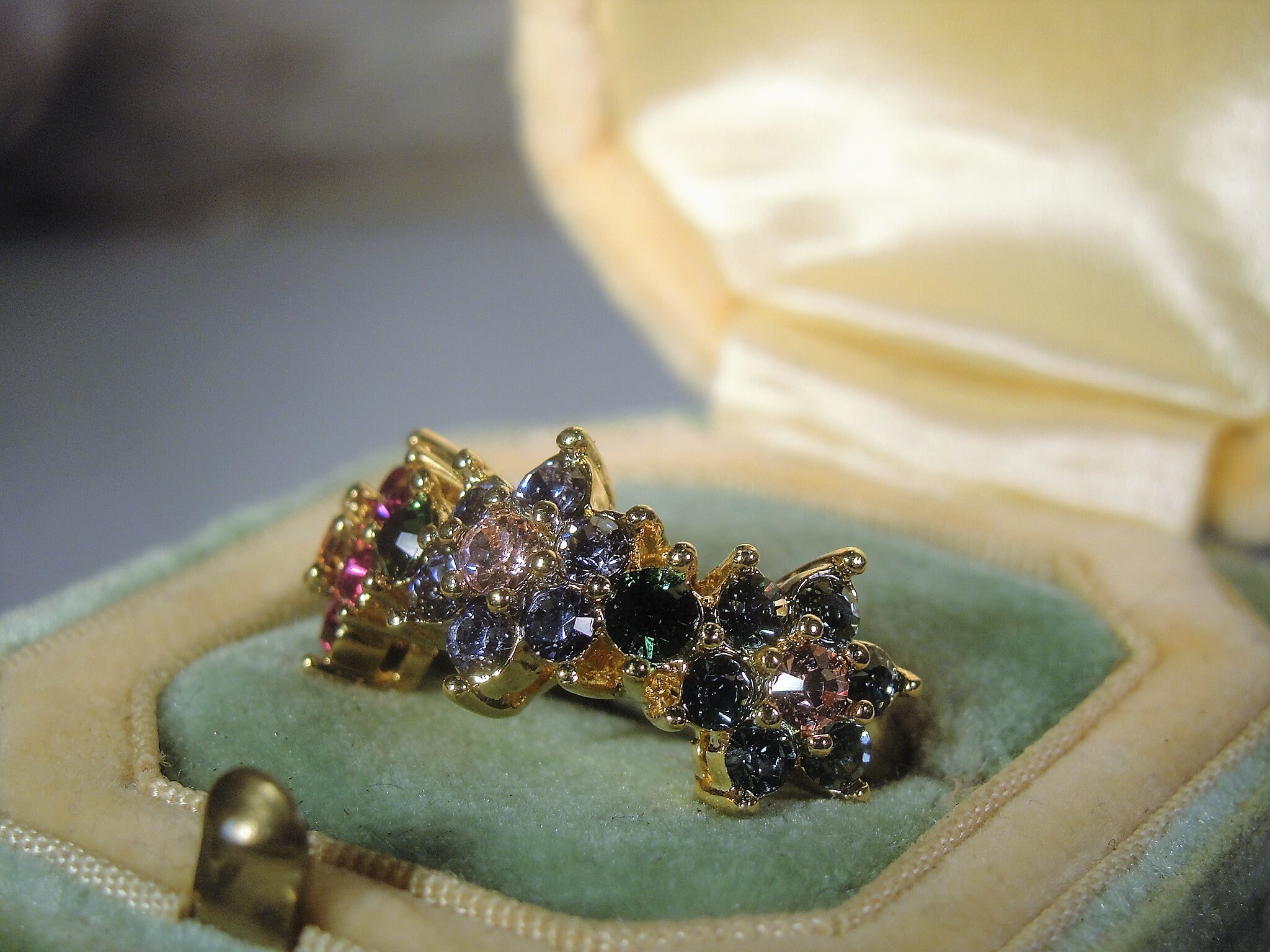 JOAN RIVERS Ring, 3 Flower Ring, Pastel Colored Flower Ring, Multi ...