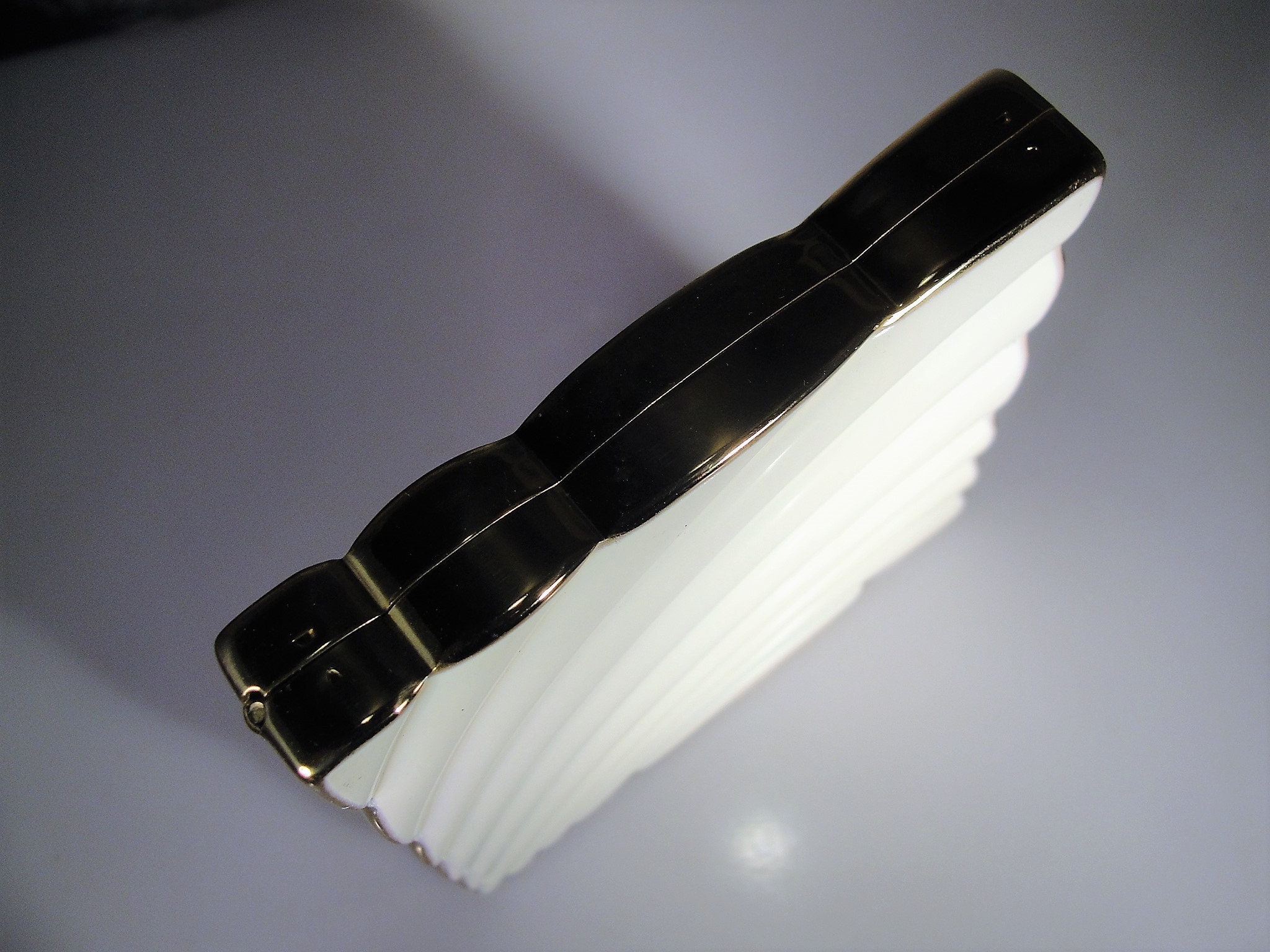 VOLUPTE: Powder Compact with Mirror and Powder Puff, Purse Compact ...