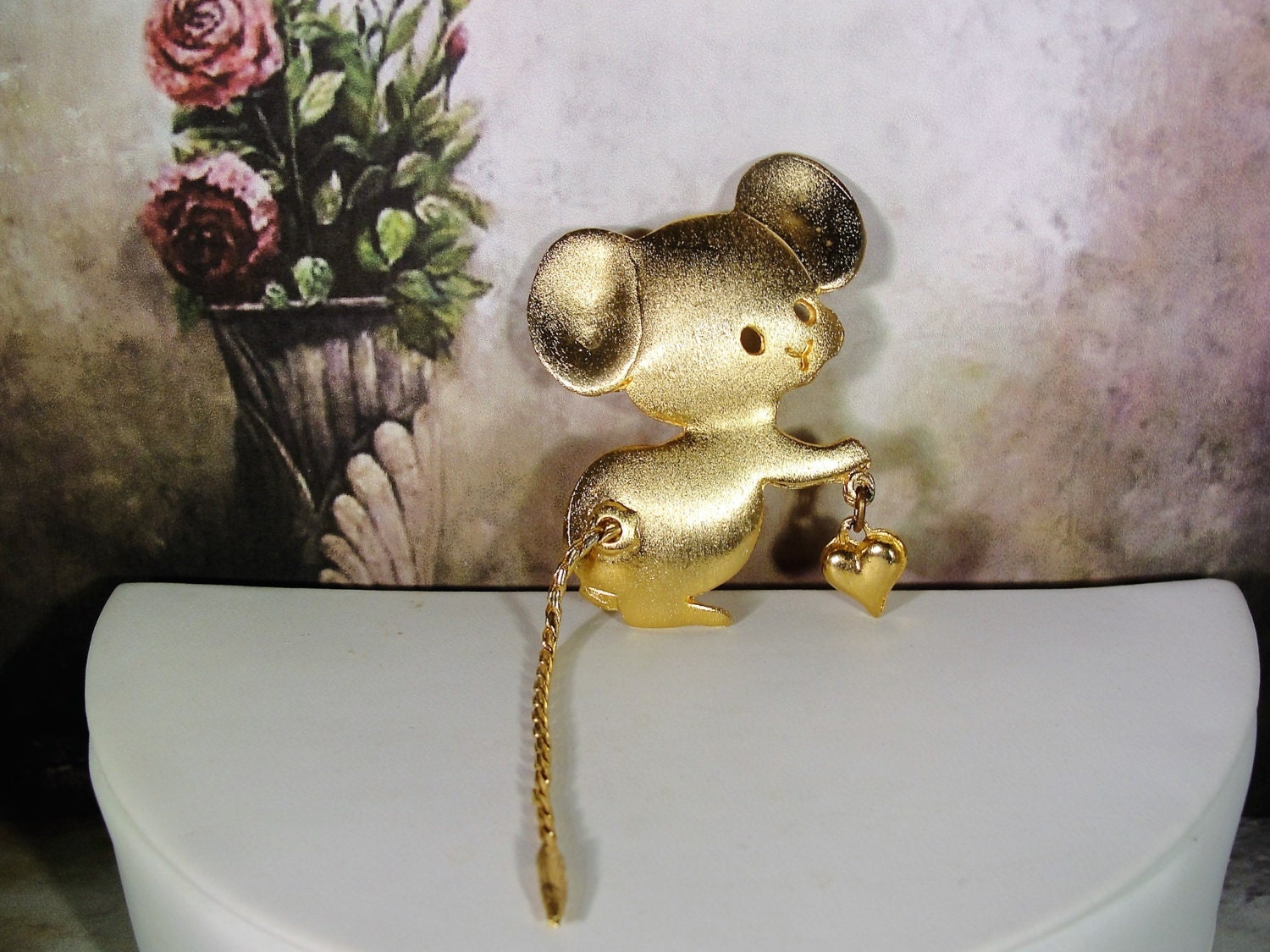 ULTRA CRAFT Mouse Brooch, Gold Tone Mouse, Articulating Tail, Dangling ...