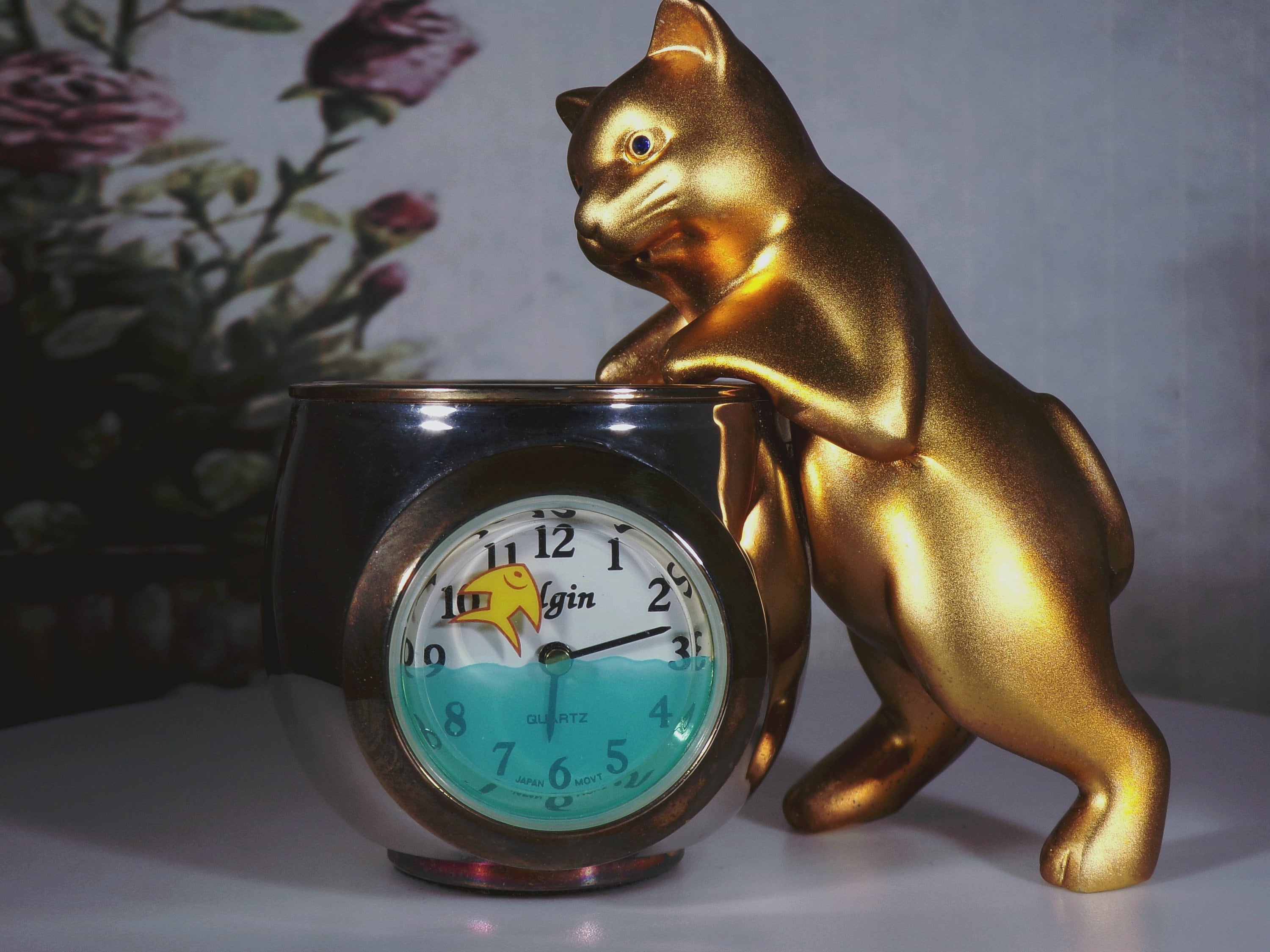 ELGIN Miniature Cat Clock, Gone Fishing Cat Clock, Kitty Mesmerized by ...