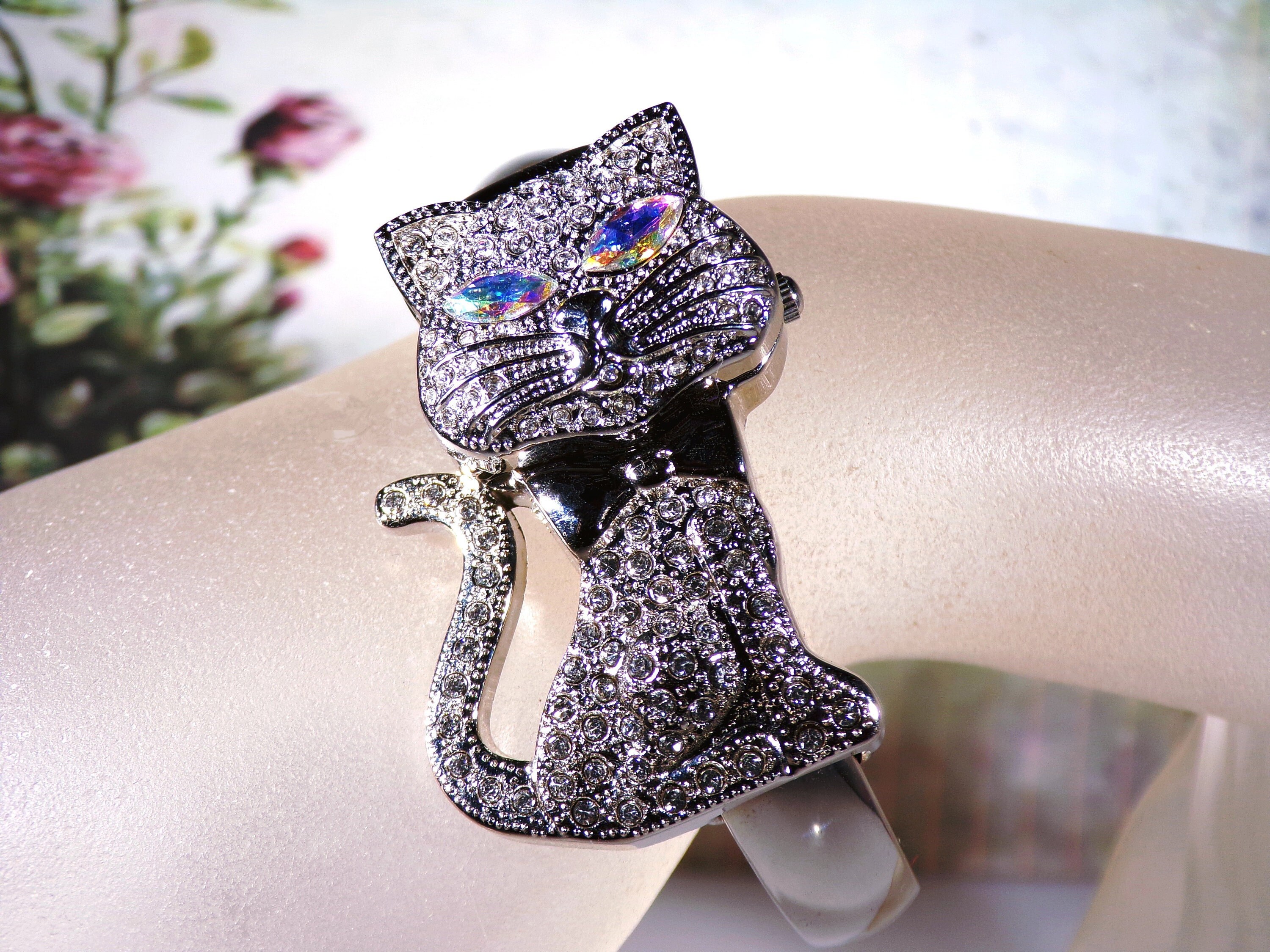 Rhinestone Cat Hinged Bangle Wristwatch, Hinged Cover, Hinged Bangle ...