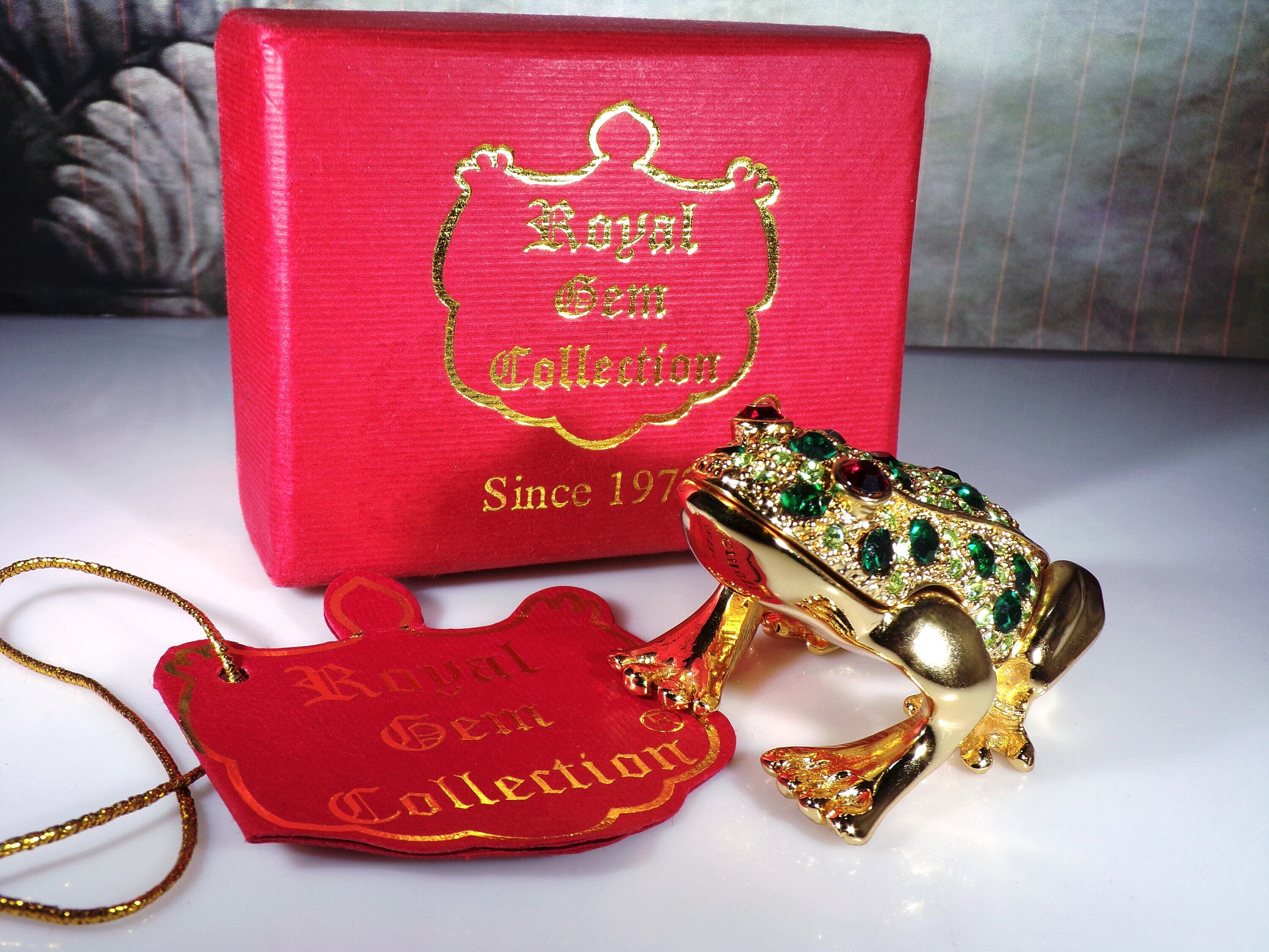 ROYAL GEM COLLECTION Rhinestone Encrusted Frog Trinket Box with Green ...