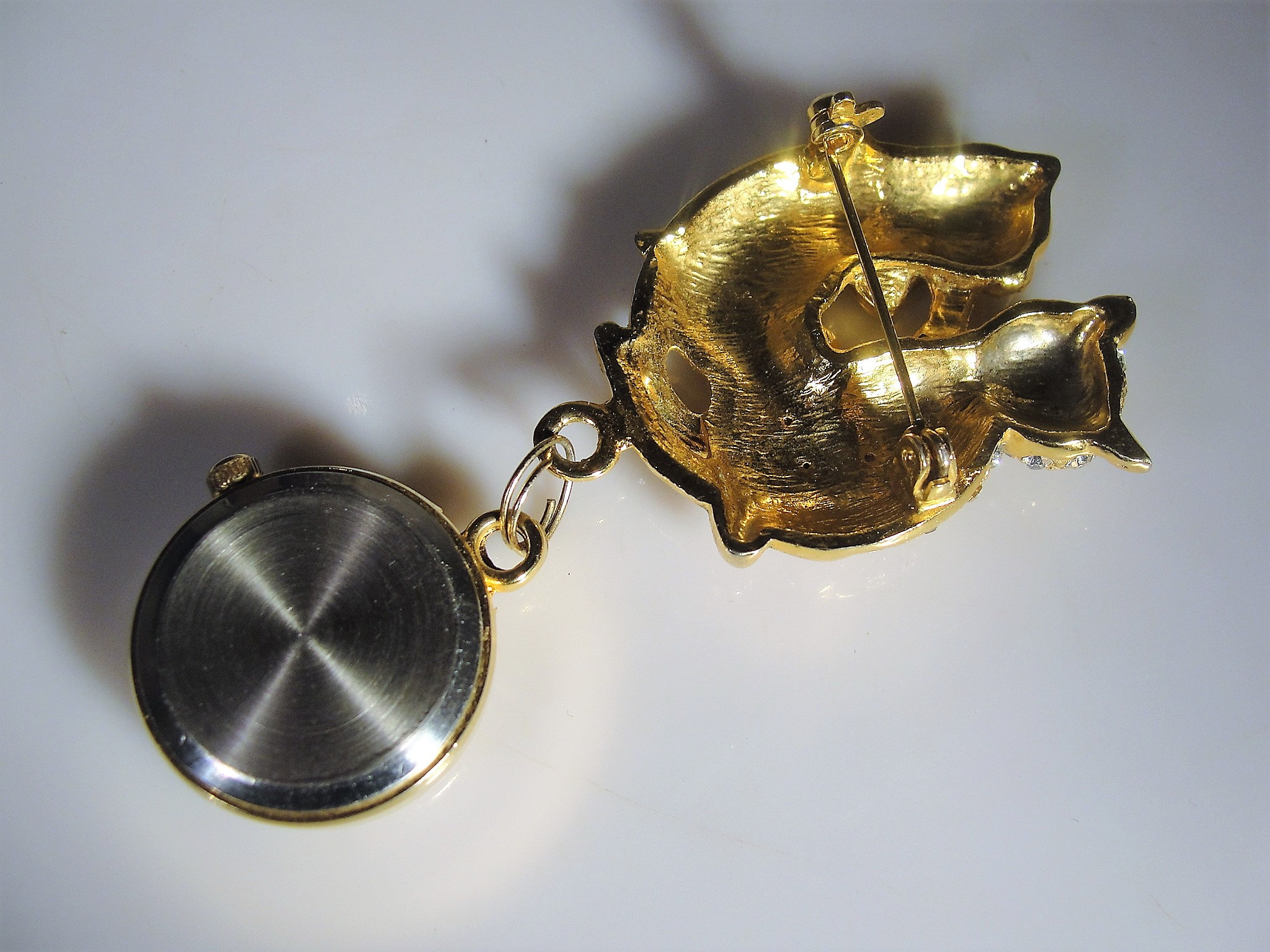 Cat Brooch Watch, Vintage Rhinestone Cat Brooch with a Dangling Pendant ...